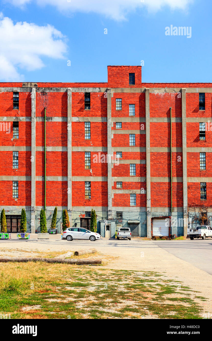 Old industrial building off Manchester Street in the Distillery ...
