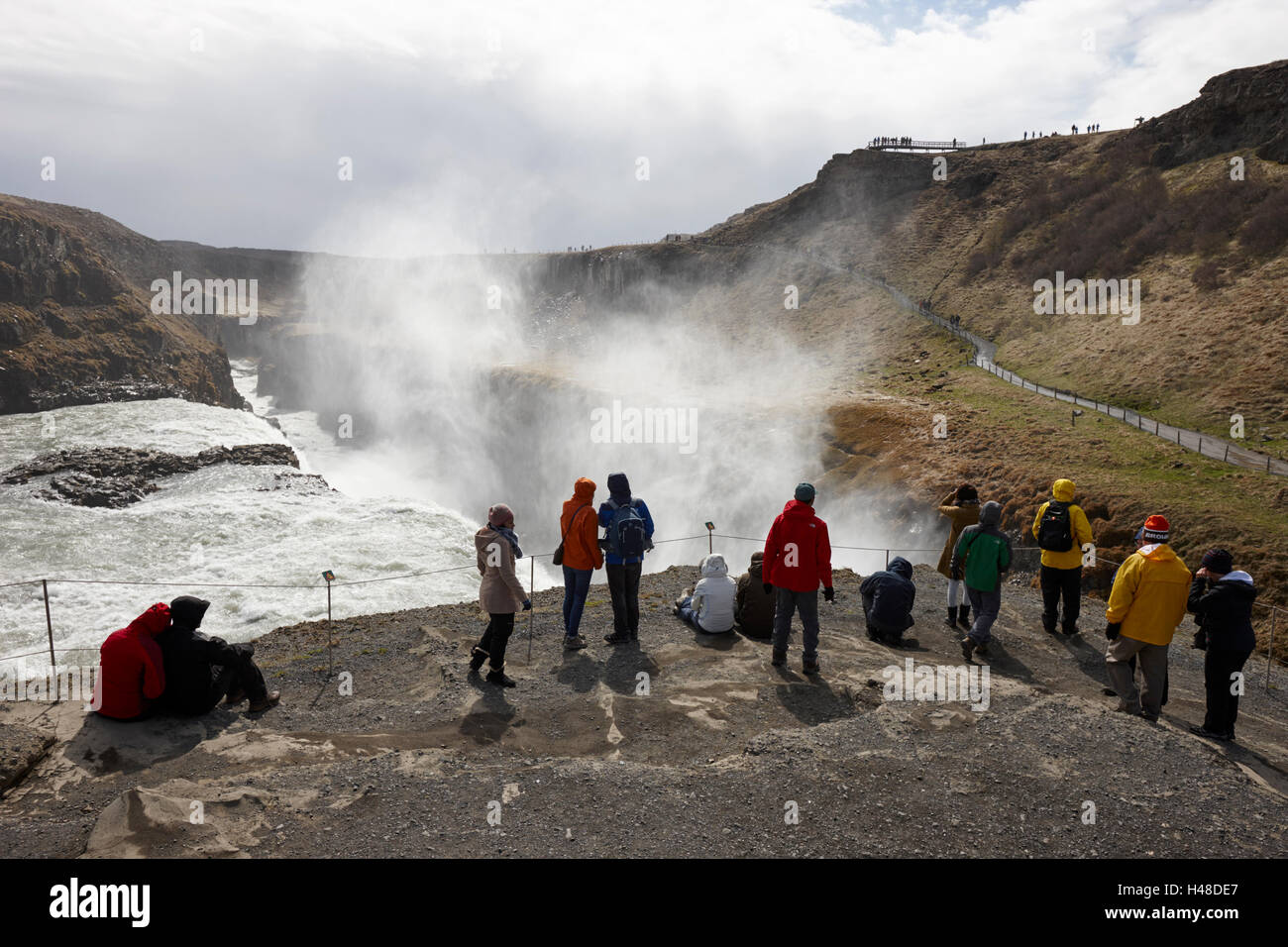 Overlooking crowd of people hi-res stock photography and images - Alamy