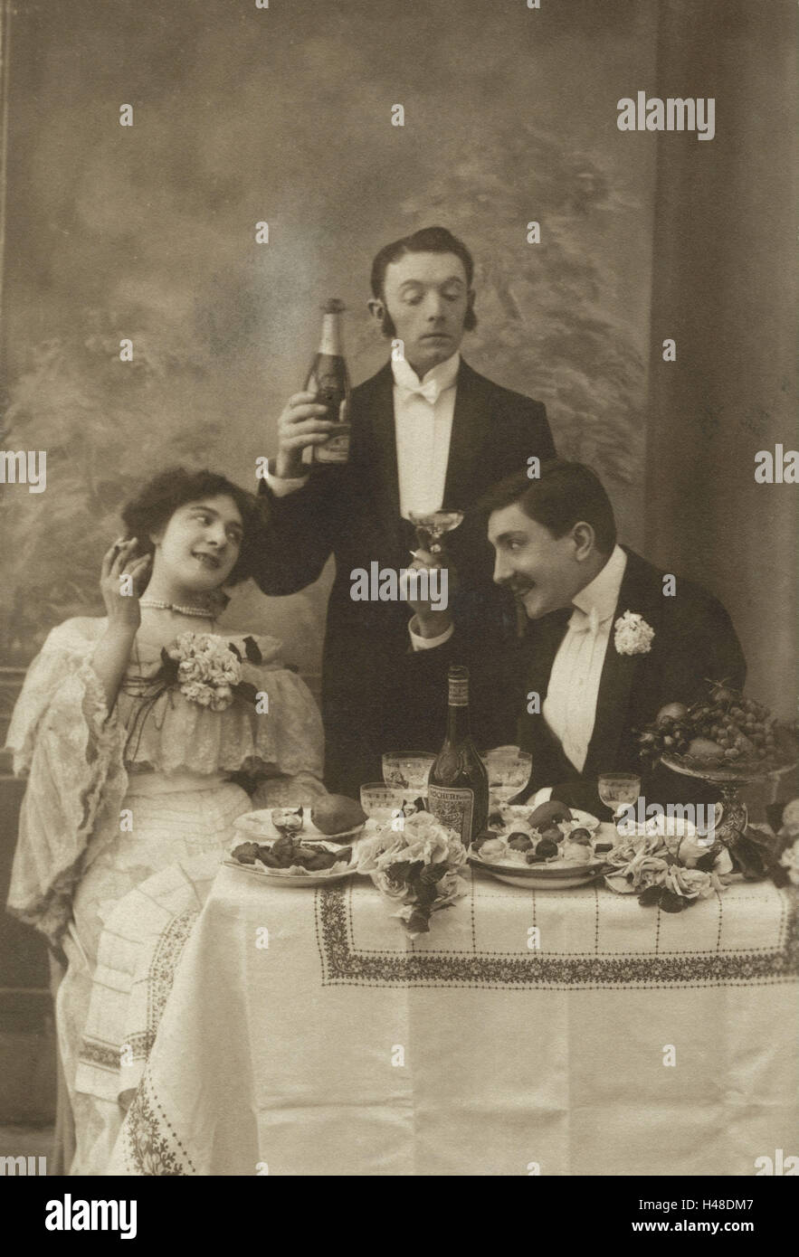Nostalgia, couple, table, dining, butler, champagne, b/w, postcard ...