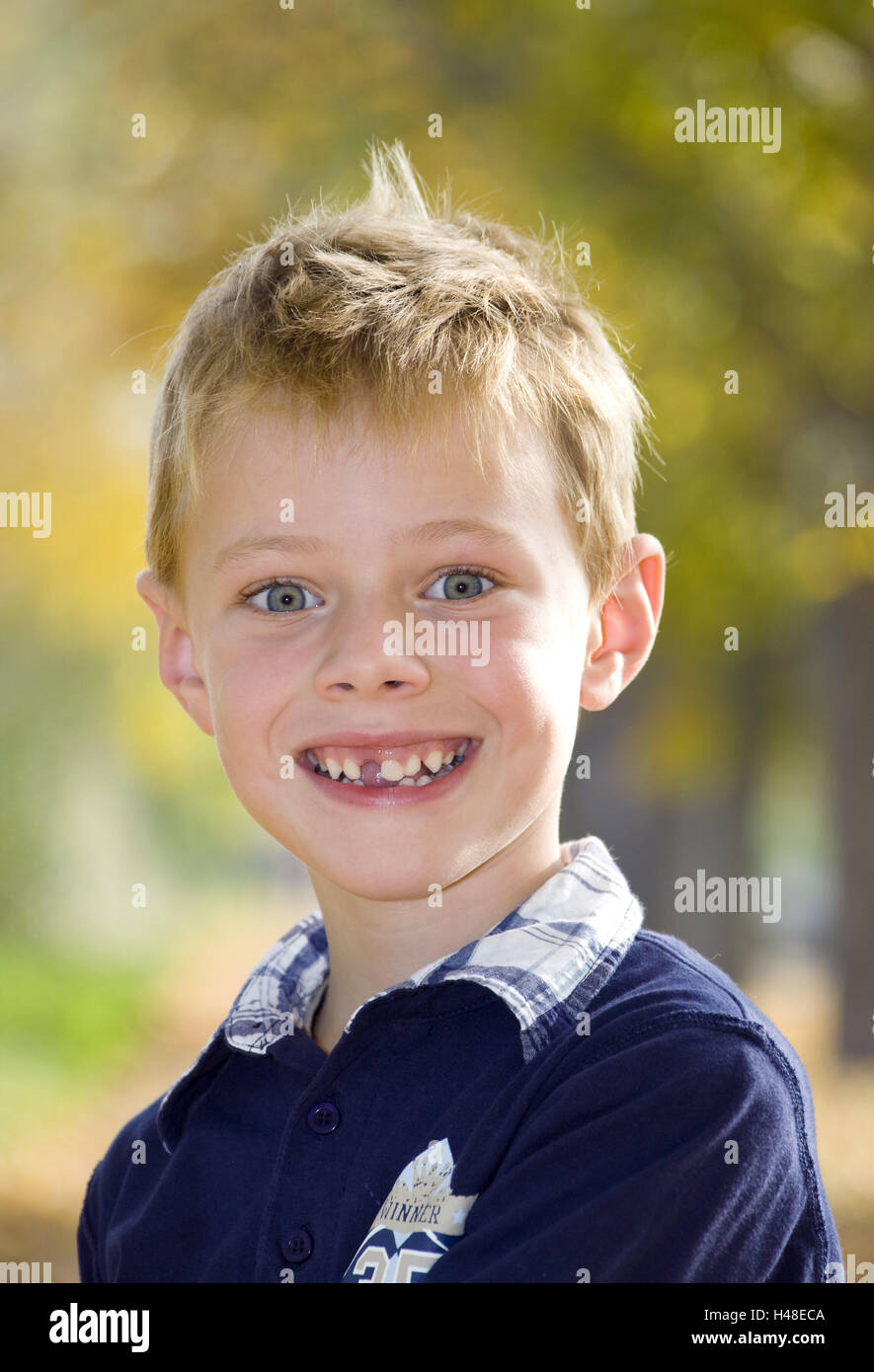 Boy, view camera, smile, tooth gap, portrait, model released, people ...