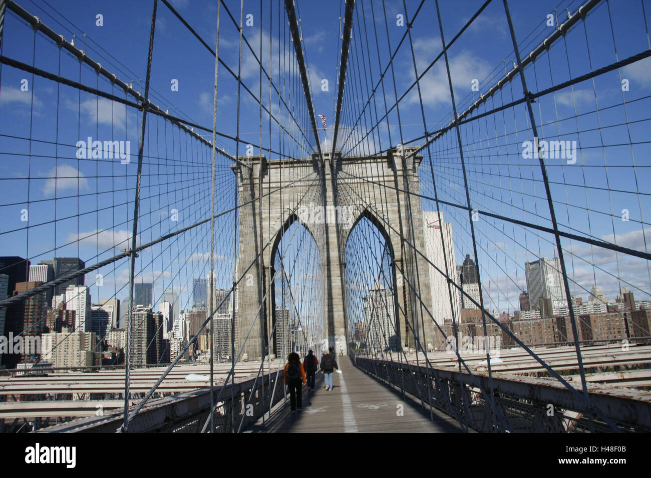 The USA, New York city, Manhattan, Brooklyn Bridge, pedestrian, back ...