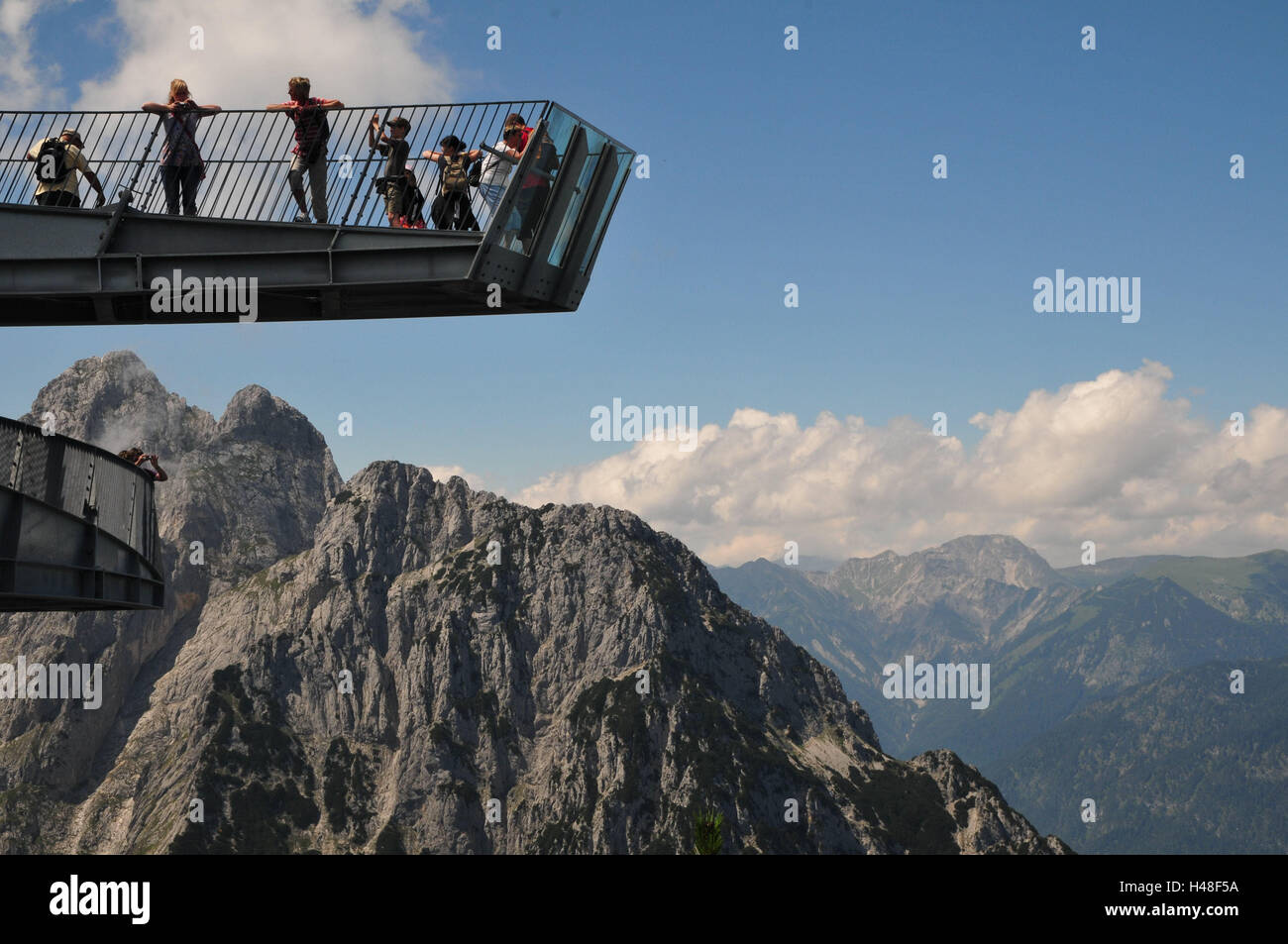 Germany, Bavaria, Garmisch-Partenkirchen, Alpspitze, Alpspix, lookout ...