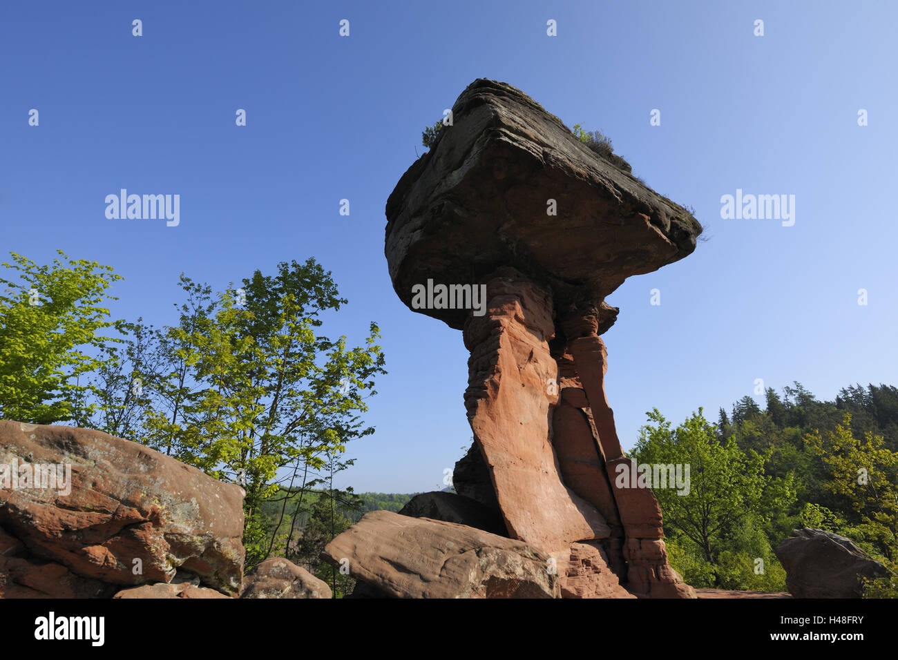 Rock formation devils table hi-res stock photography and images - Alamy