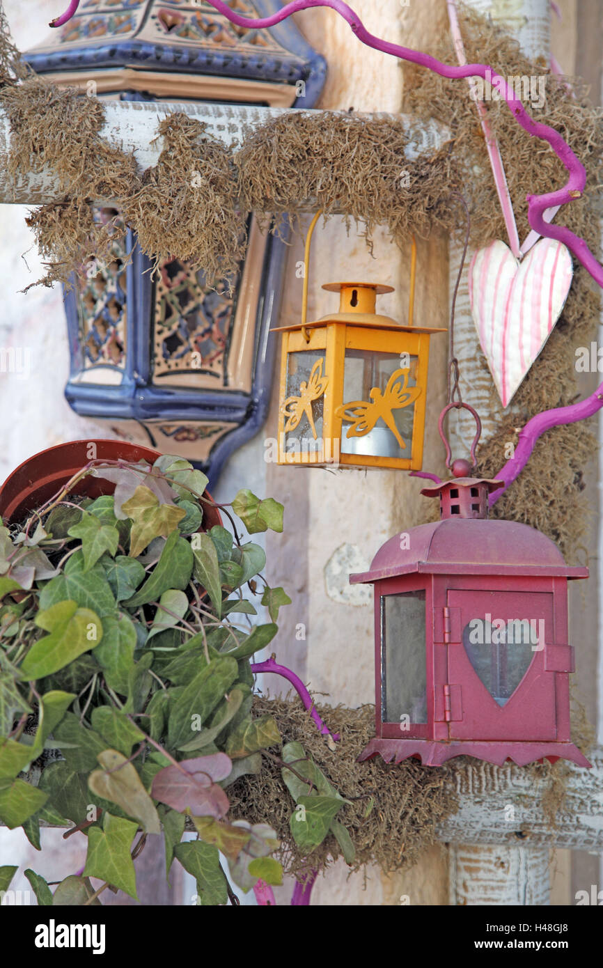 Different lanterns hi-res stock photography and images - Alamy