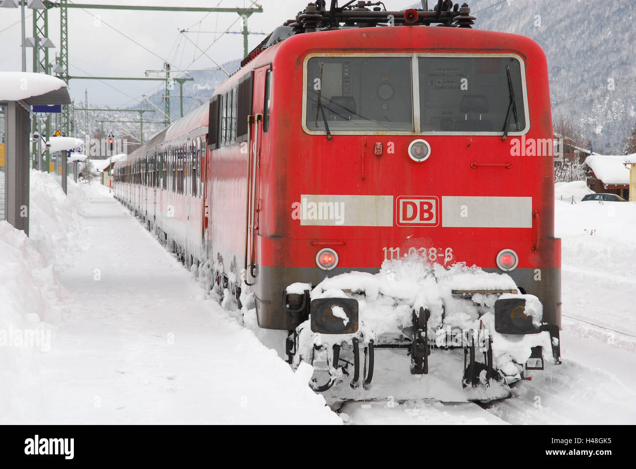 Railway station, train, winter, snowbound Stock Photo - Alamy