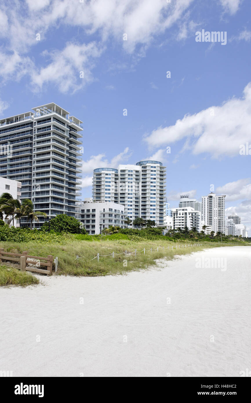 High rises in the beach paragraph '35 PIECE', Atlantic, Miami South ...