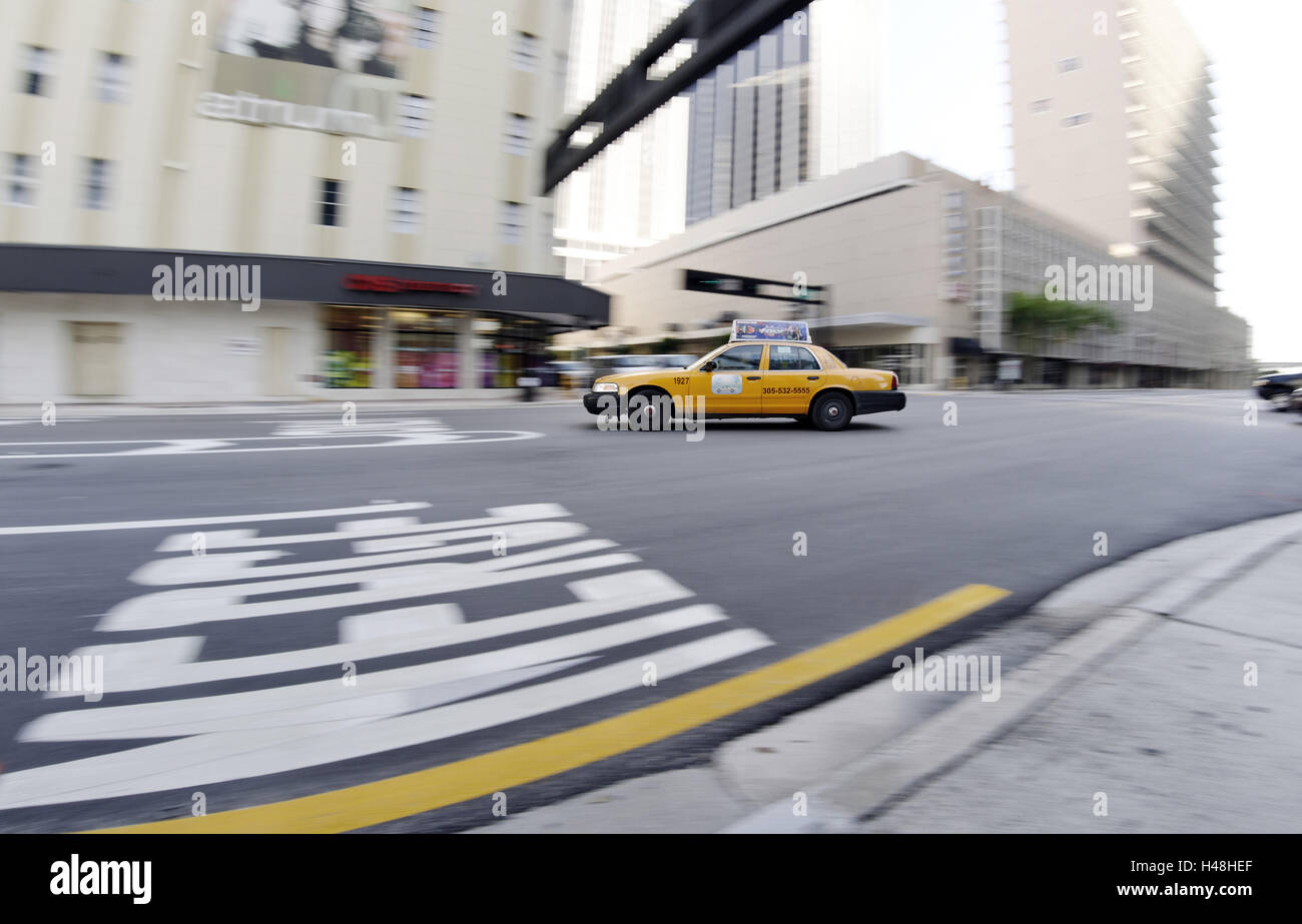 Miami taxi hi-res stock photography and images - Alamy