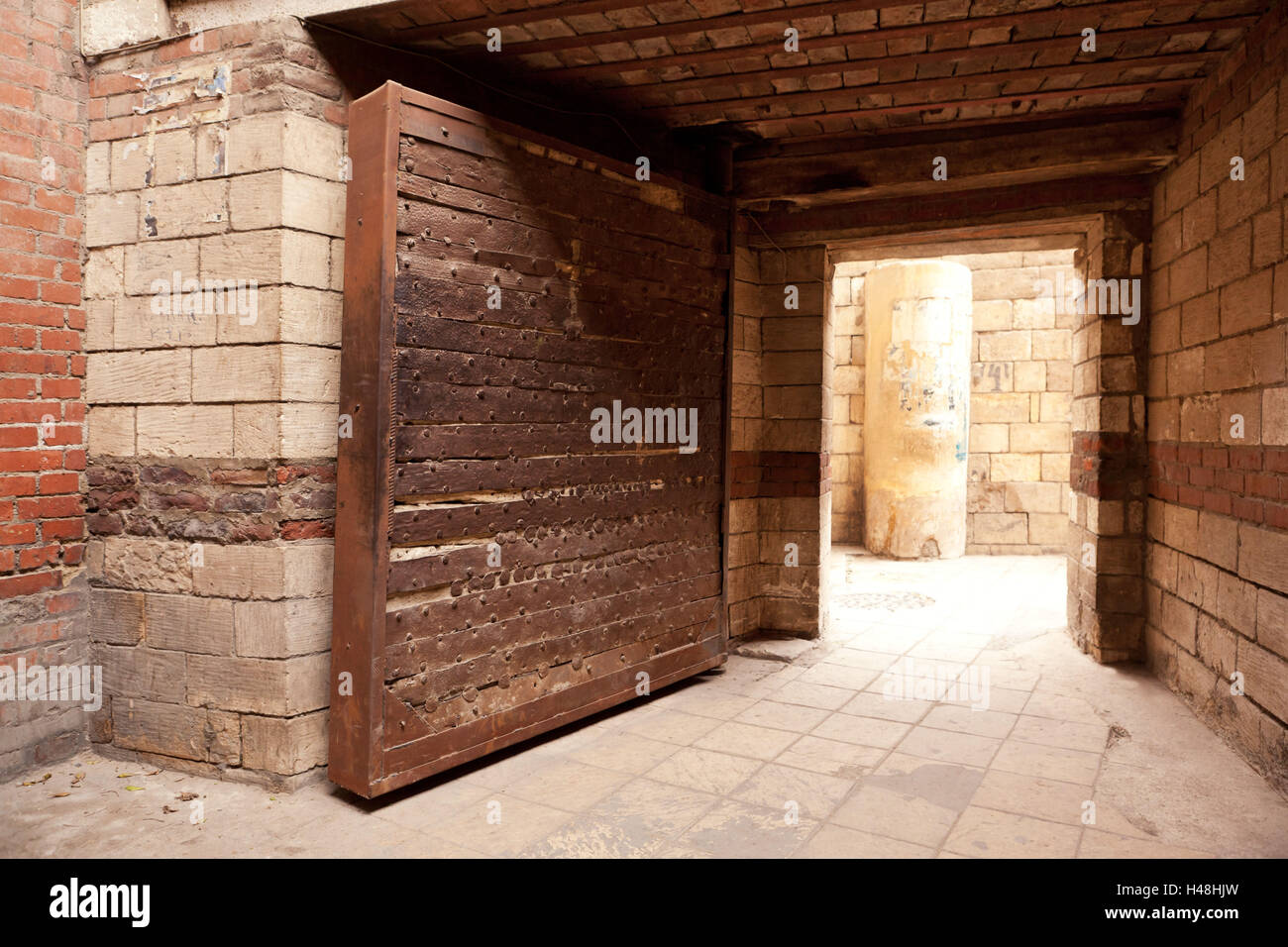 Egypt, Cairo, Coptic old town, old city gate Stock Photo - Alamy