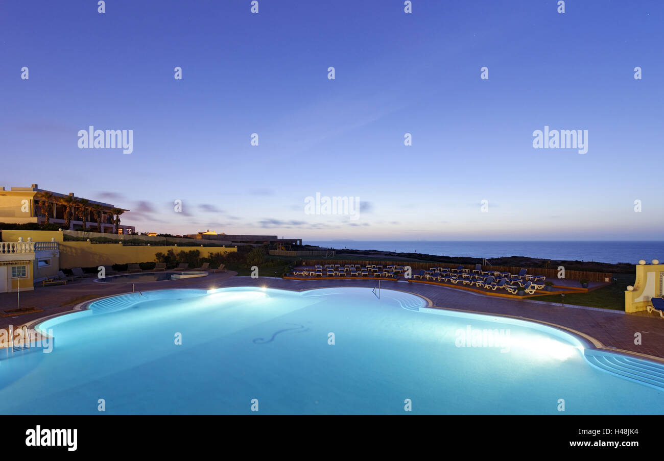 Pool with dusk, Praia d'el Rey, Marriott Golf and Beach Resort ...