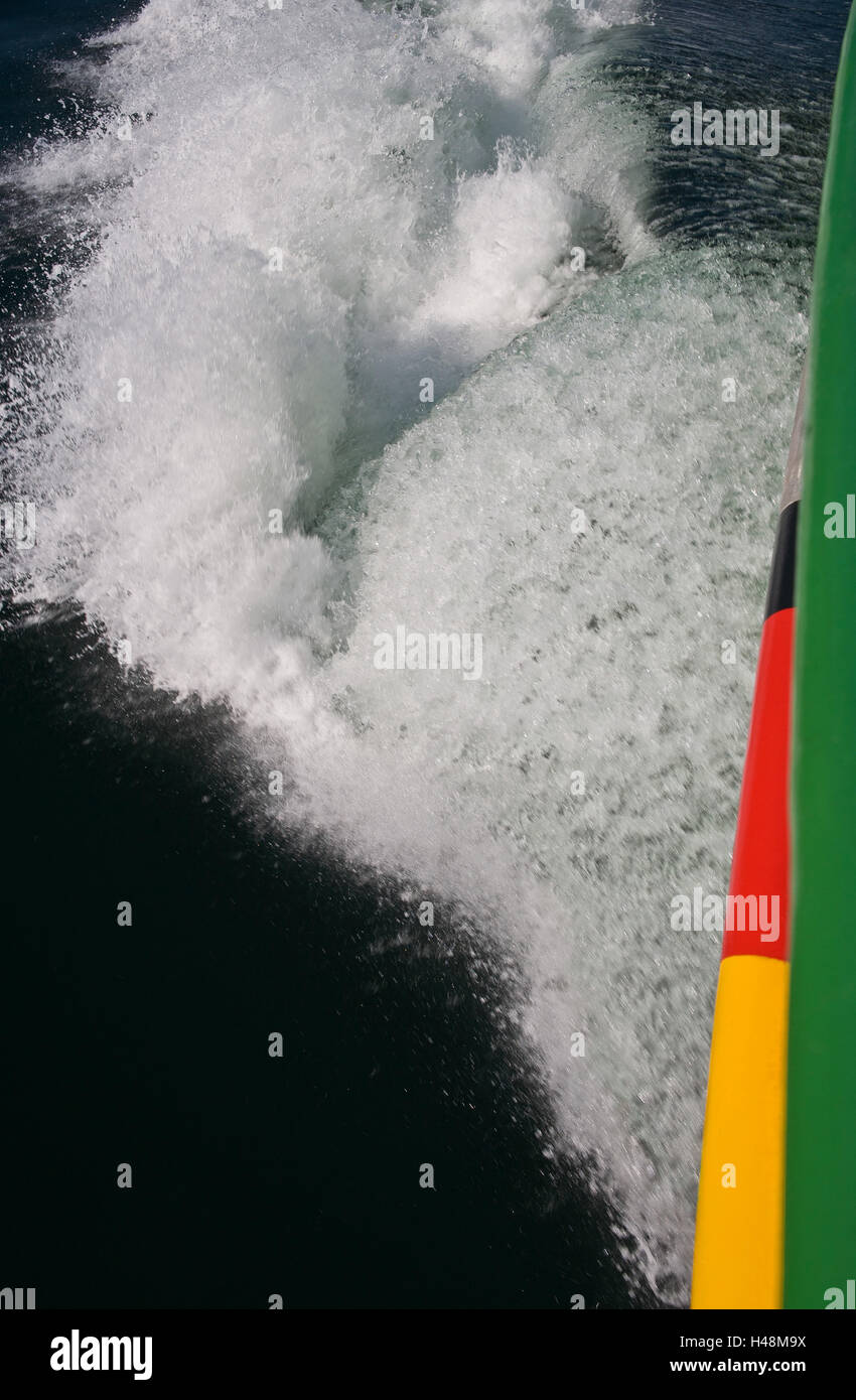 Ship, bow wave, water Stock Photo - Alamy