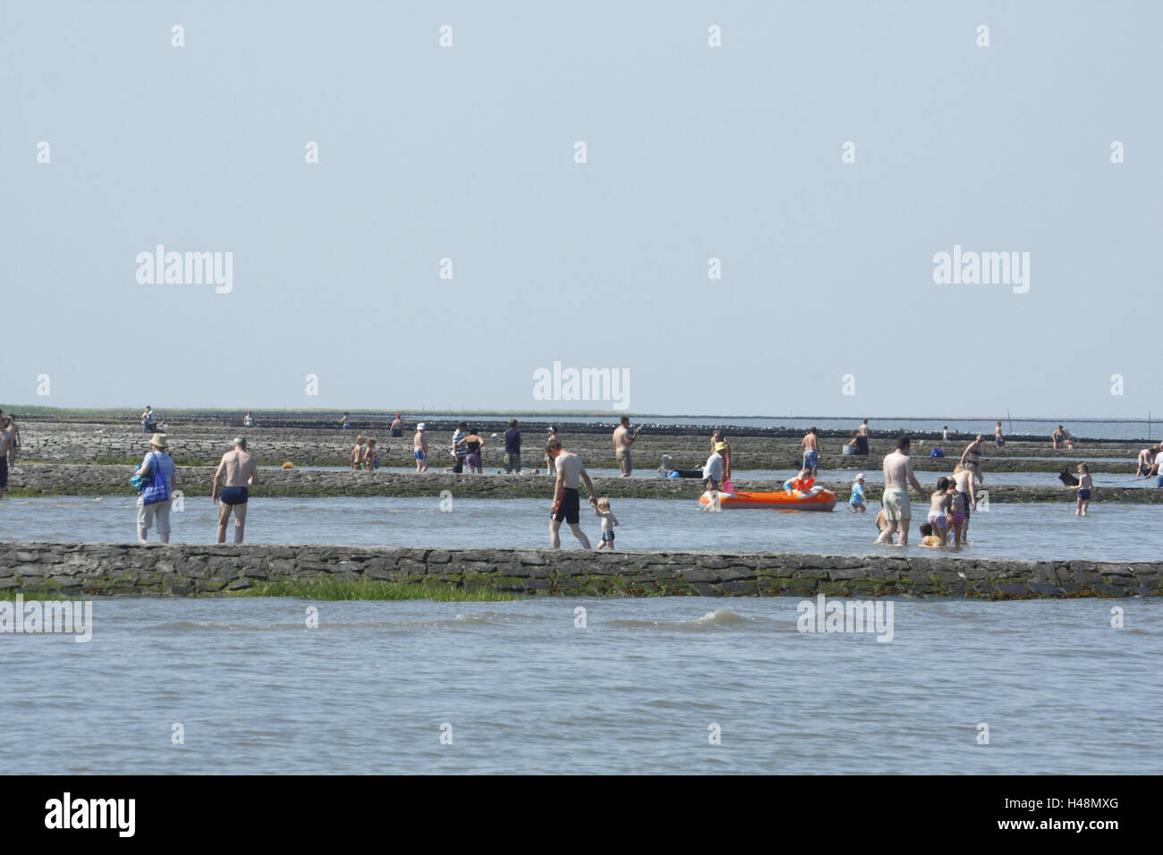 Germany, Lower Saxony, Cuxhaven, beach with watt in Cuxhaven-Sahlenburg ...