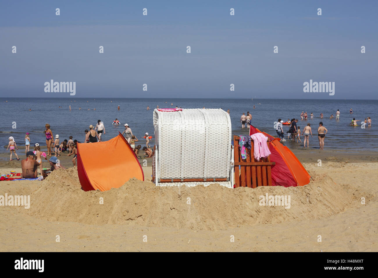 Germany, Lower Saxony, Cuxhaven, beach in Cuxhaven-Sahlenburg, tourist ...