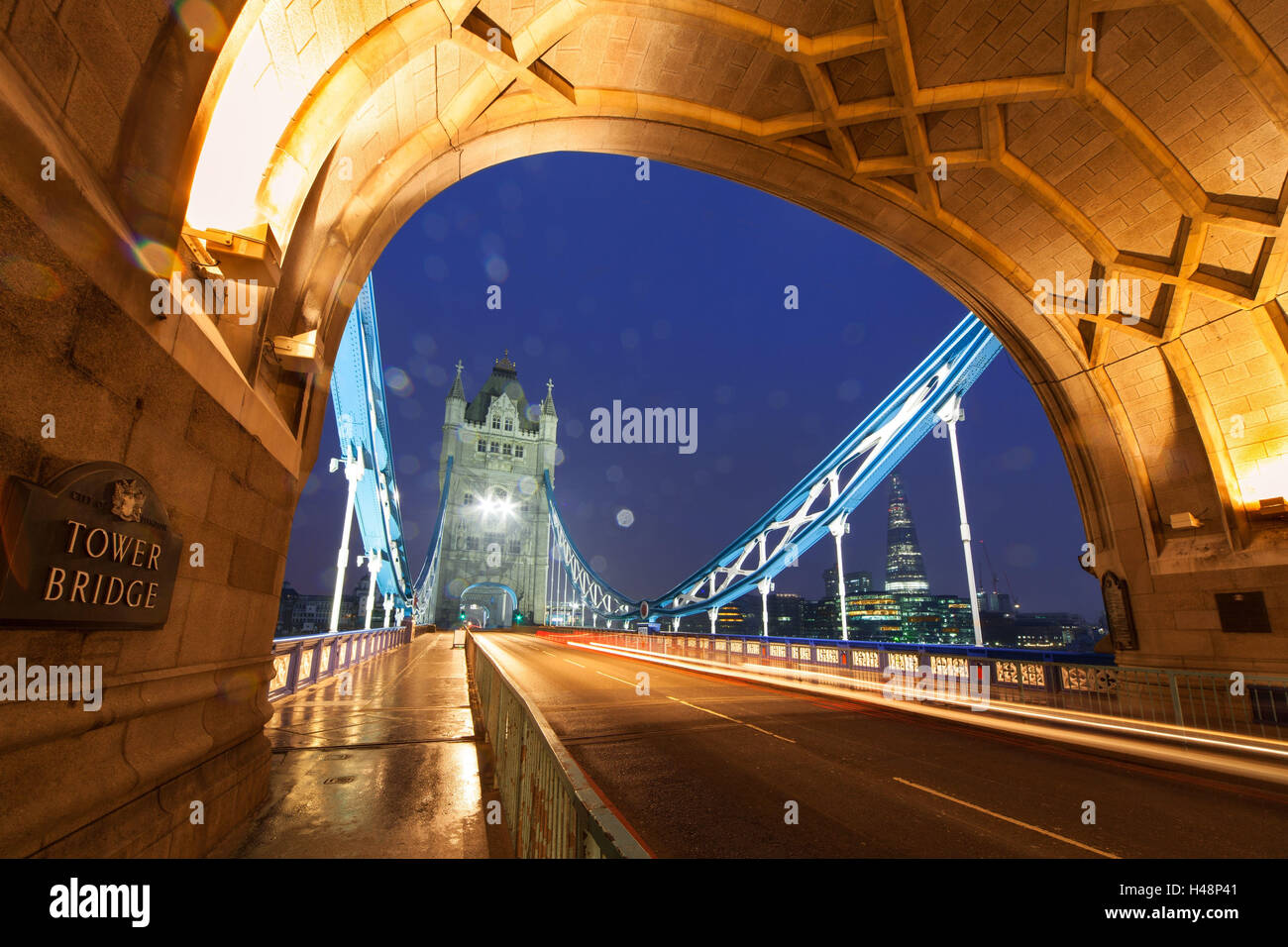 UK, London, Tower Bridge, dusk, rain Stock Photo - Alamy