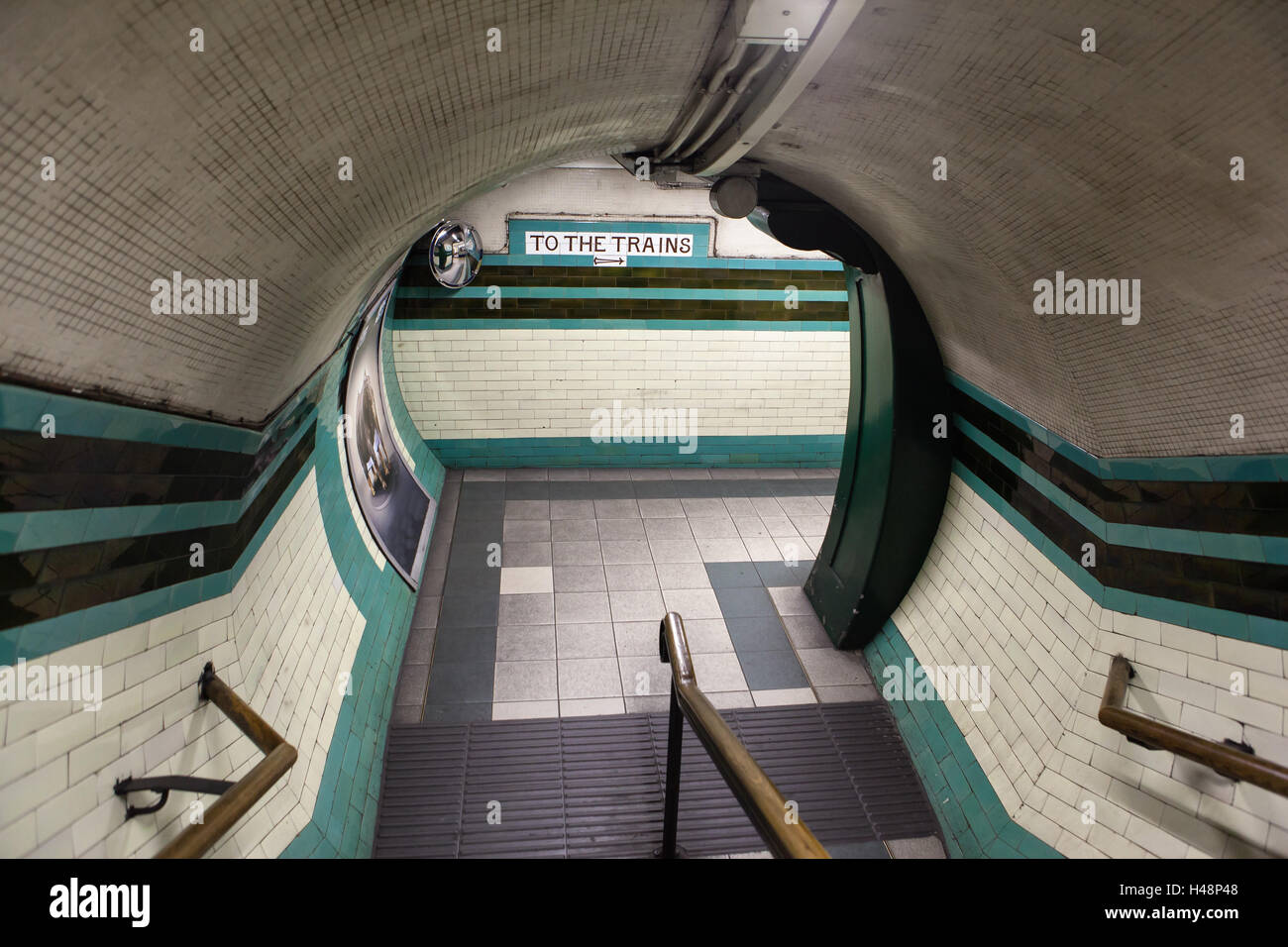 Great Britain, London, underground, Russell Square Stock Photo - Alamy