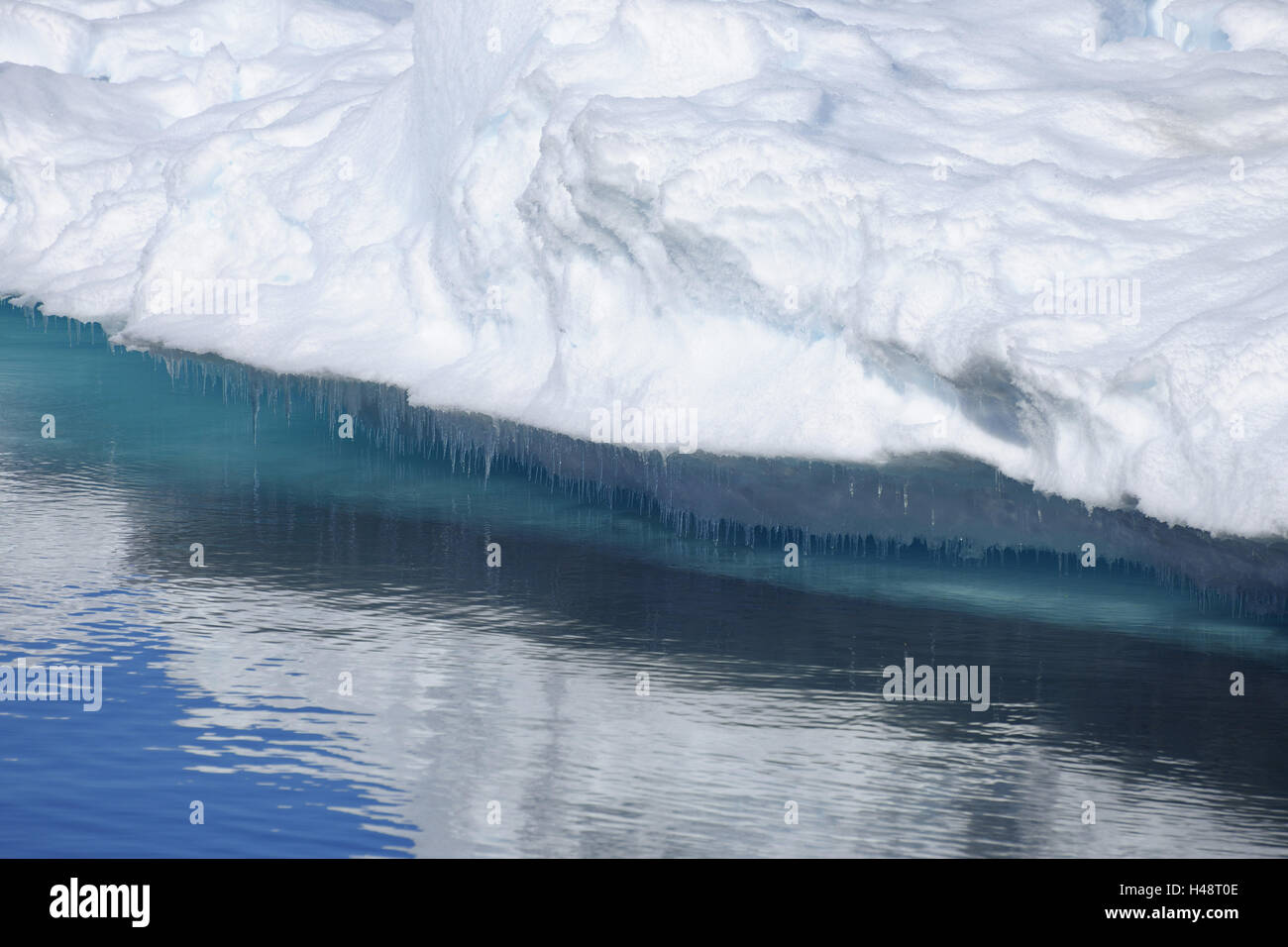 Summer arctic sea ice hi-res stock photography and images - Alamy