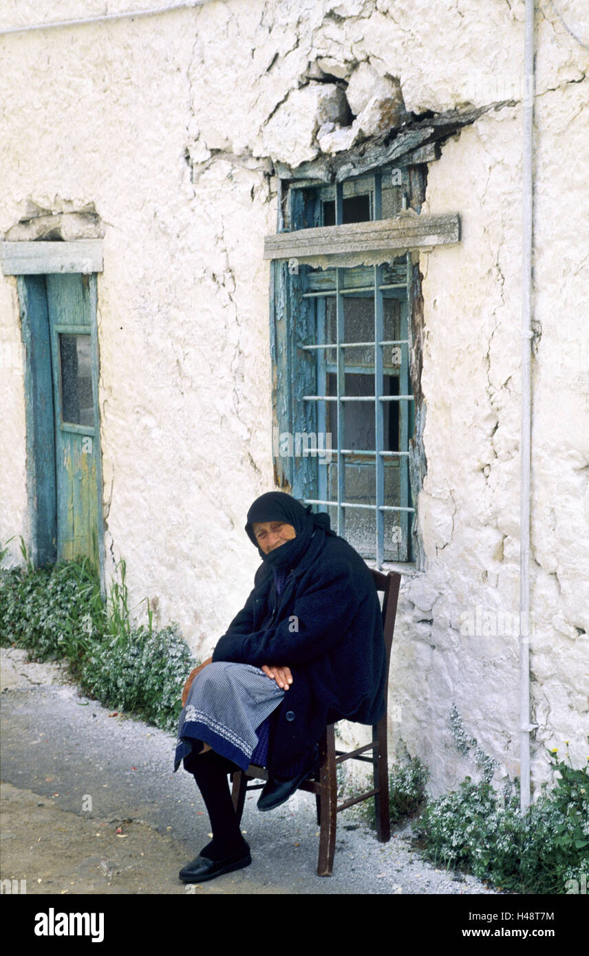 Greece, Crete, Lassithi plateau, woman in the village Tzermiado Stock ...