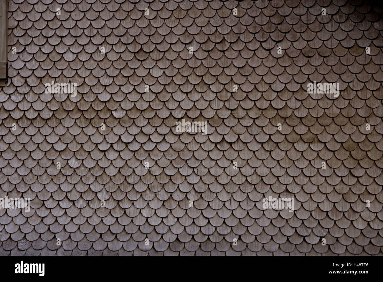 Shingle wood panelling hi-res stock photography and images - Alamy