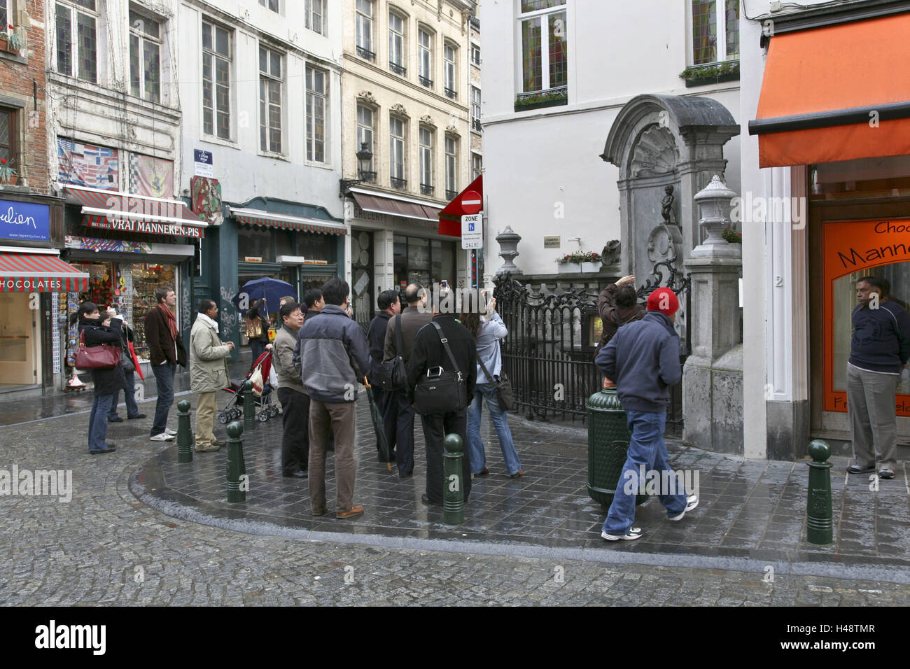 Belgium, Brussels, Rue you Chene, Rue de l'Etuve, wells Manneken Pis ...
