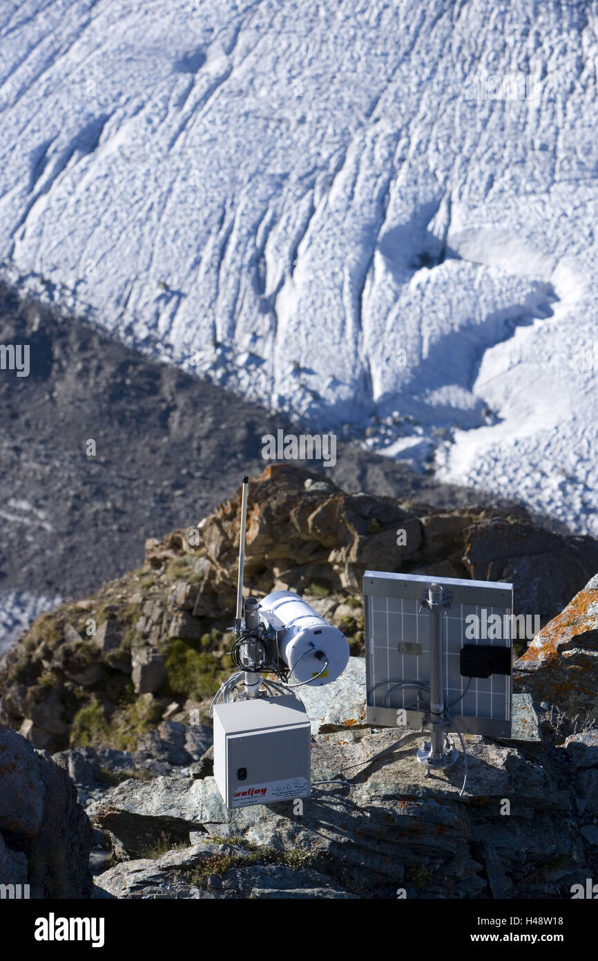 Avalanche warning system hi-res stock photography and images - Alamy