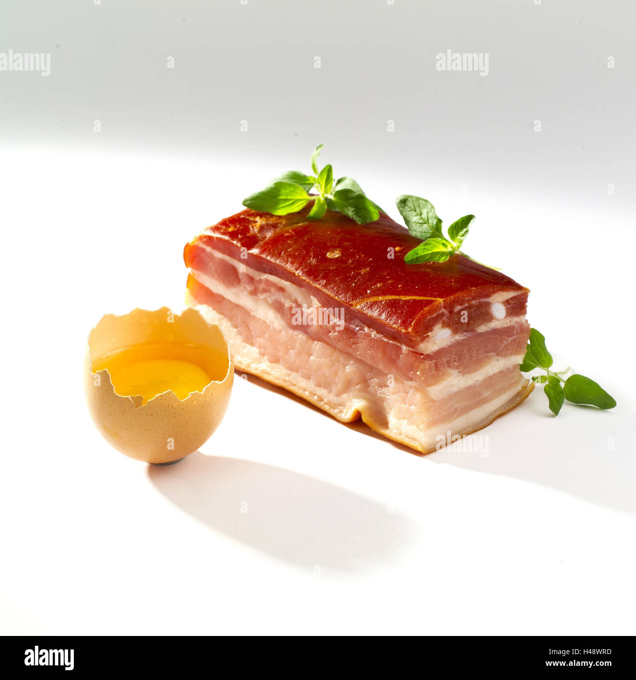 Half the bacon hi-res stock photography and images - Alamy