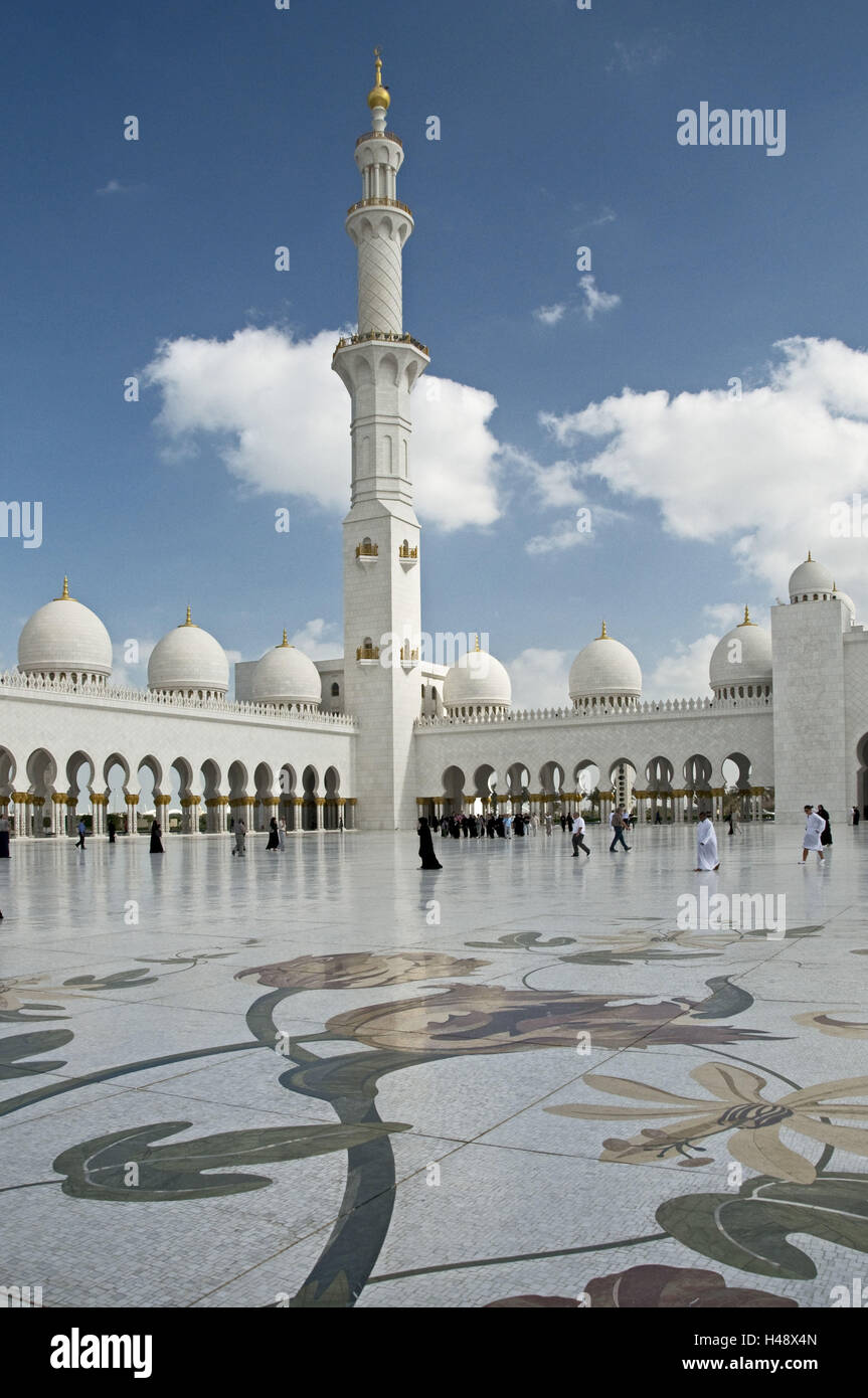 VAE, Abu Dhabi, big mosque, 'Sheikh Zayed Grand Mosque', built in 2008 ...