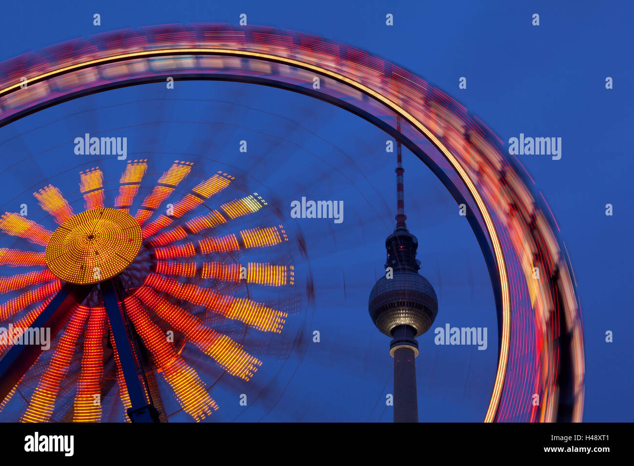 Germany, Berlin, Alexanderplatz, Christmas market, Ferris wheel ...