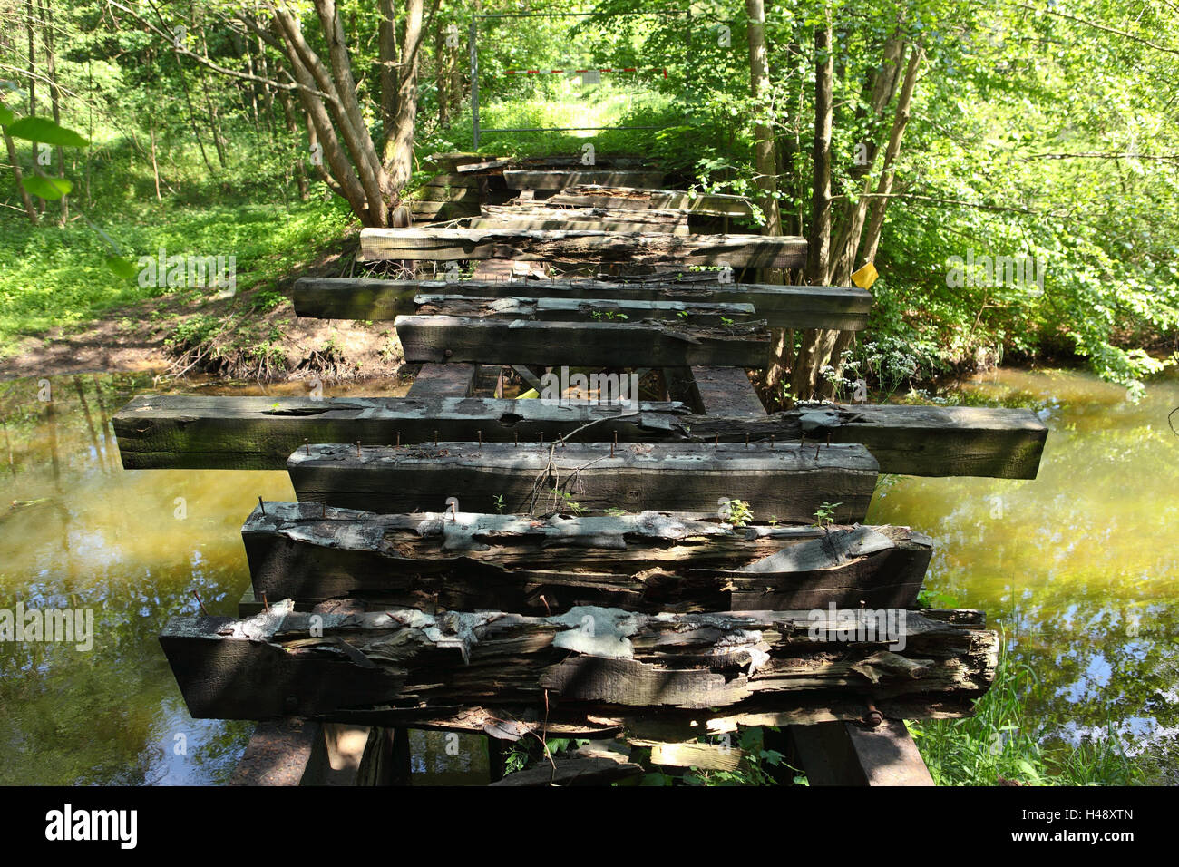 Rotten bridge hi-res stock photography and images - Alamy