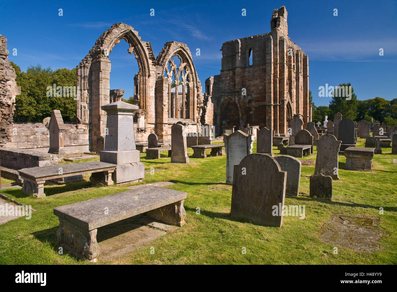 Scotland, Elgin, old cemetery Stock Photo - Alamy