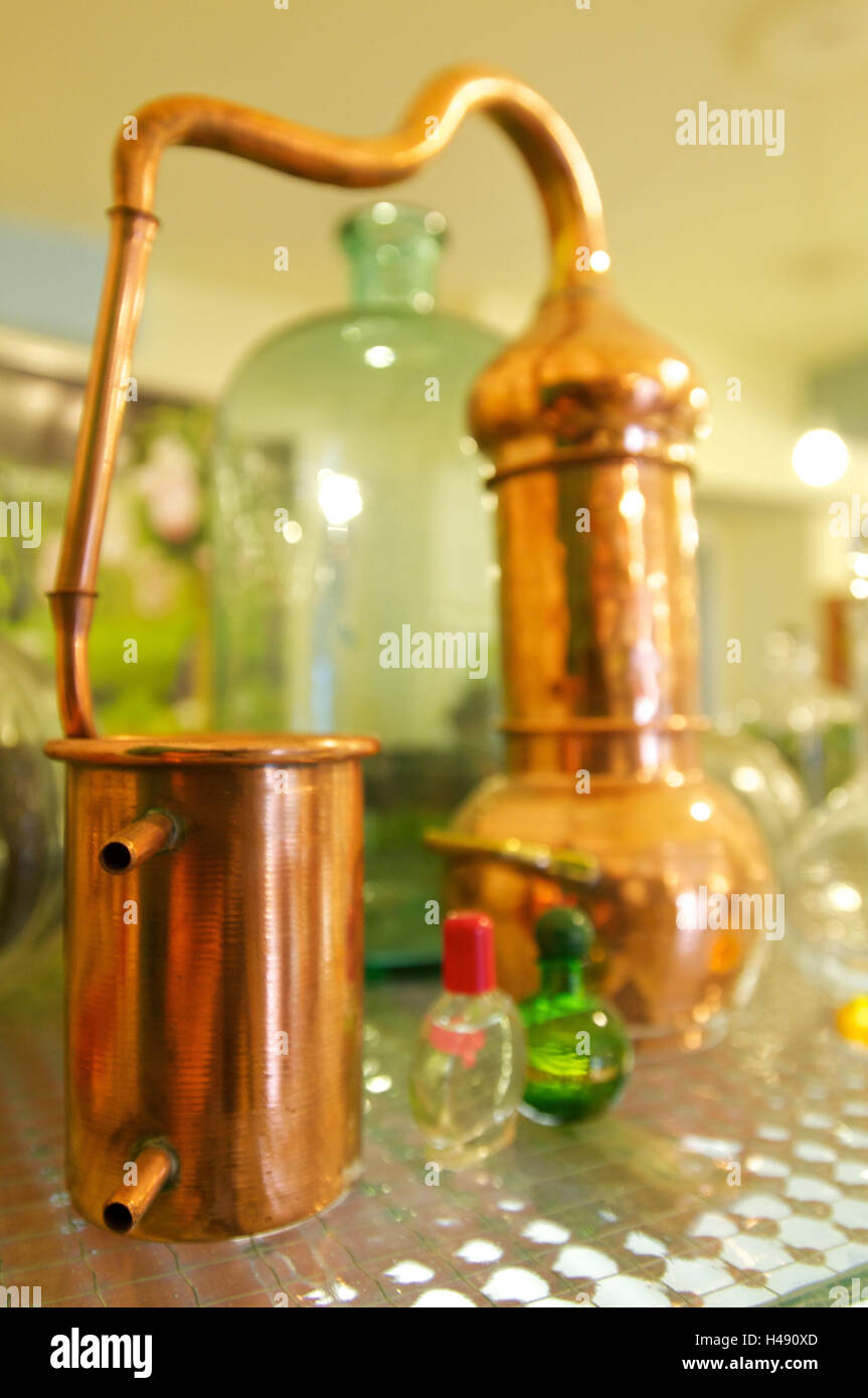 Distillation hi-res stock photography and images - Alamy
