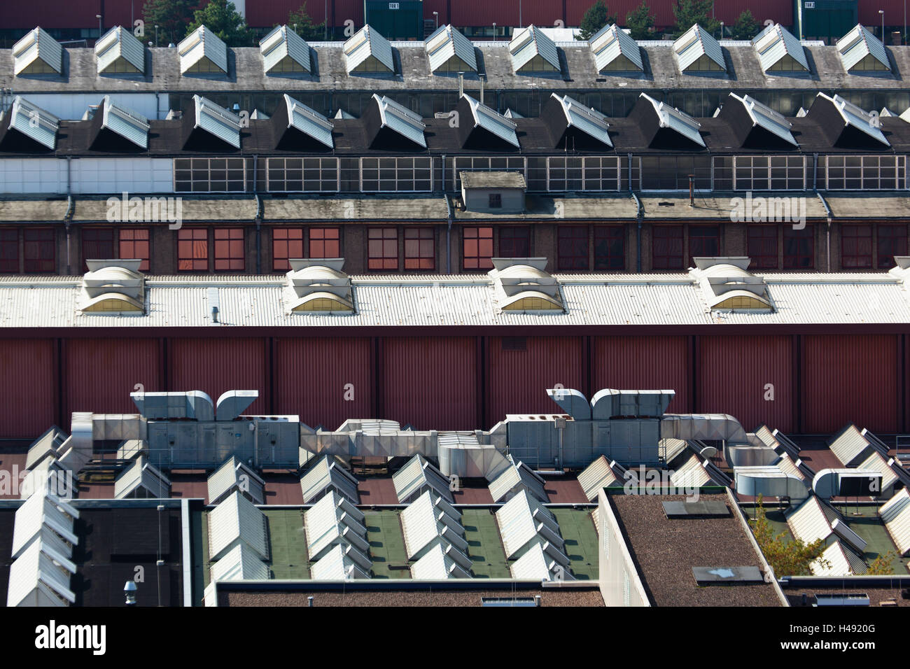 Berlin techno hi-res stock photography and images - Alamy