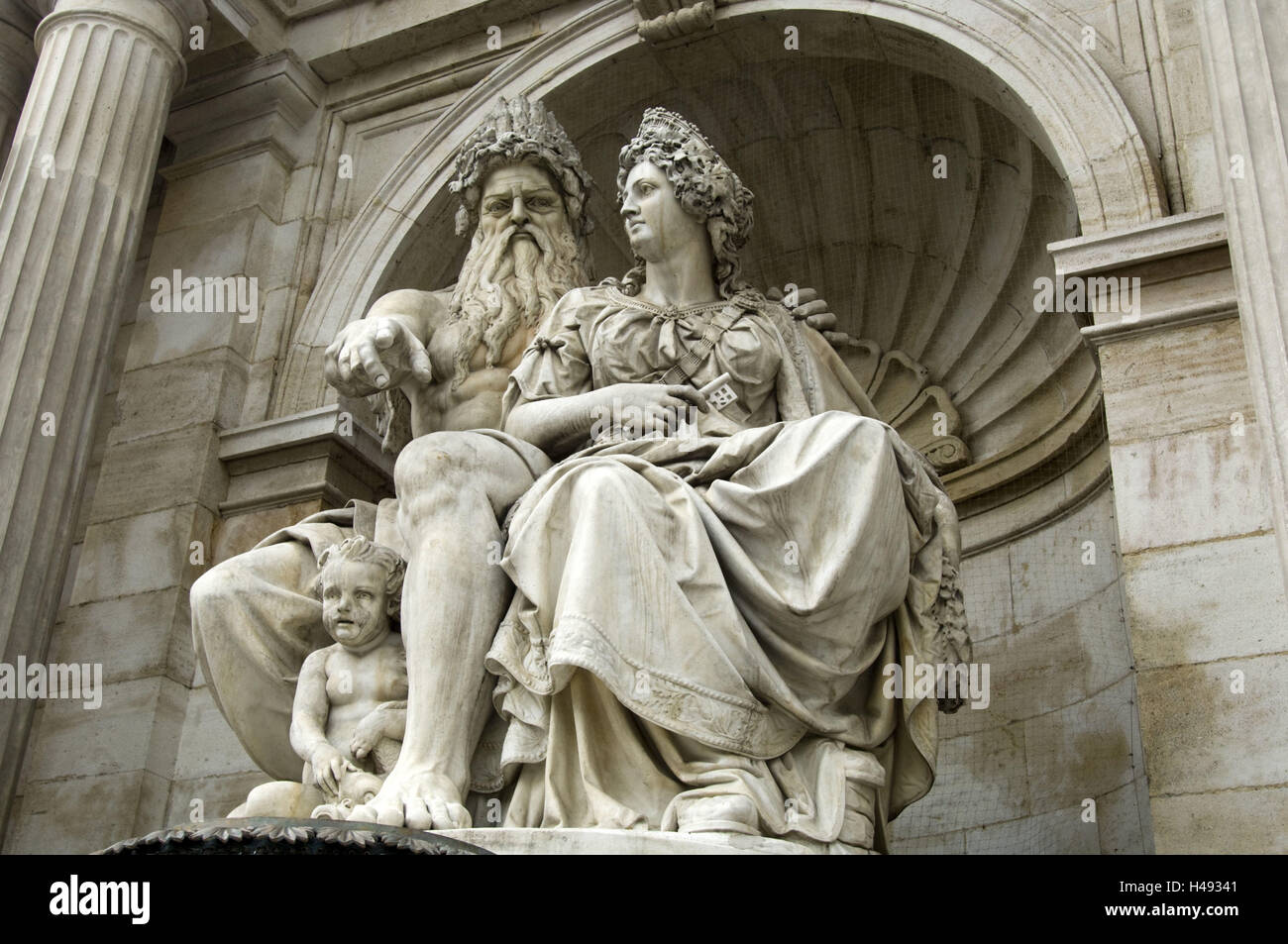 Austria, Vienna, space Albertina, detail, the Danubiusbrunnen or ...