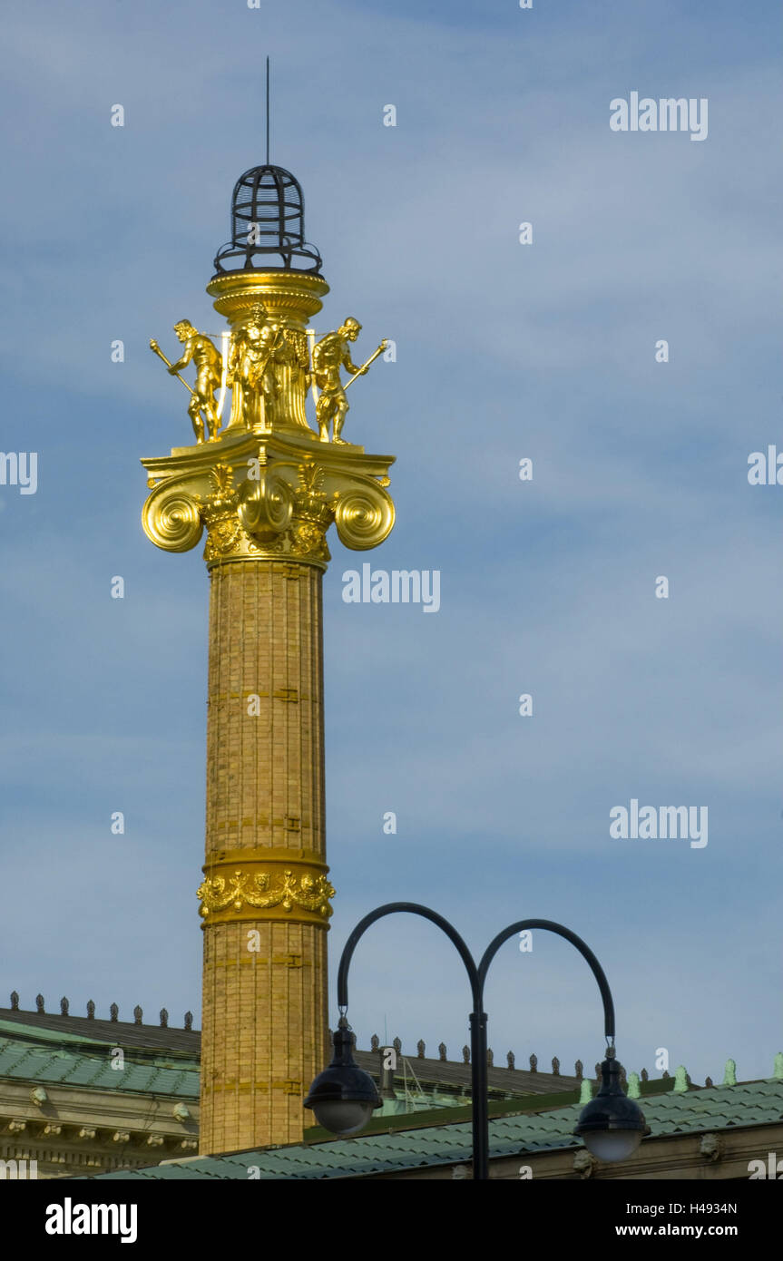 Back pillar hi-res stock photography and images - Alamy