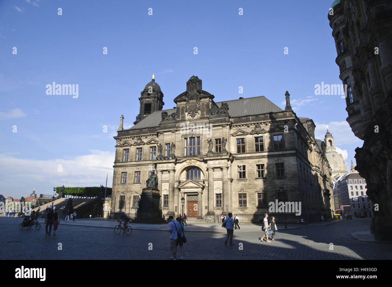 Saxon house hi-res stock photography and images - Alamy