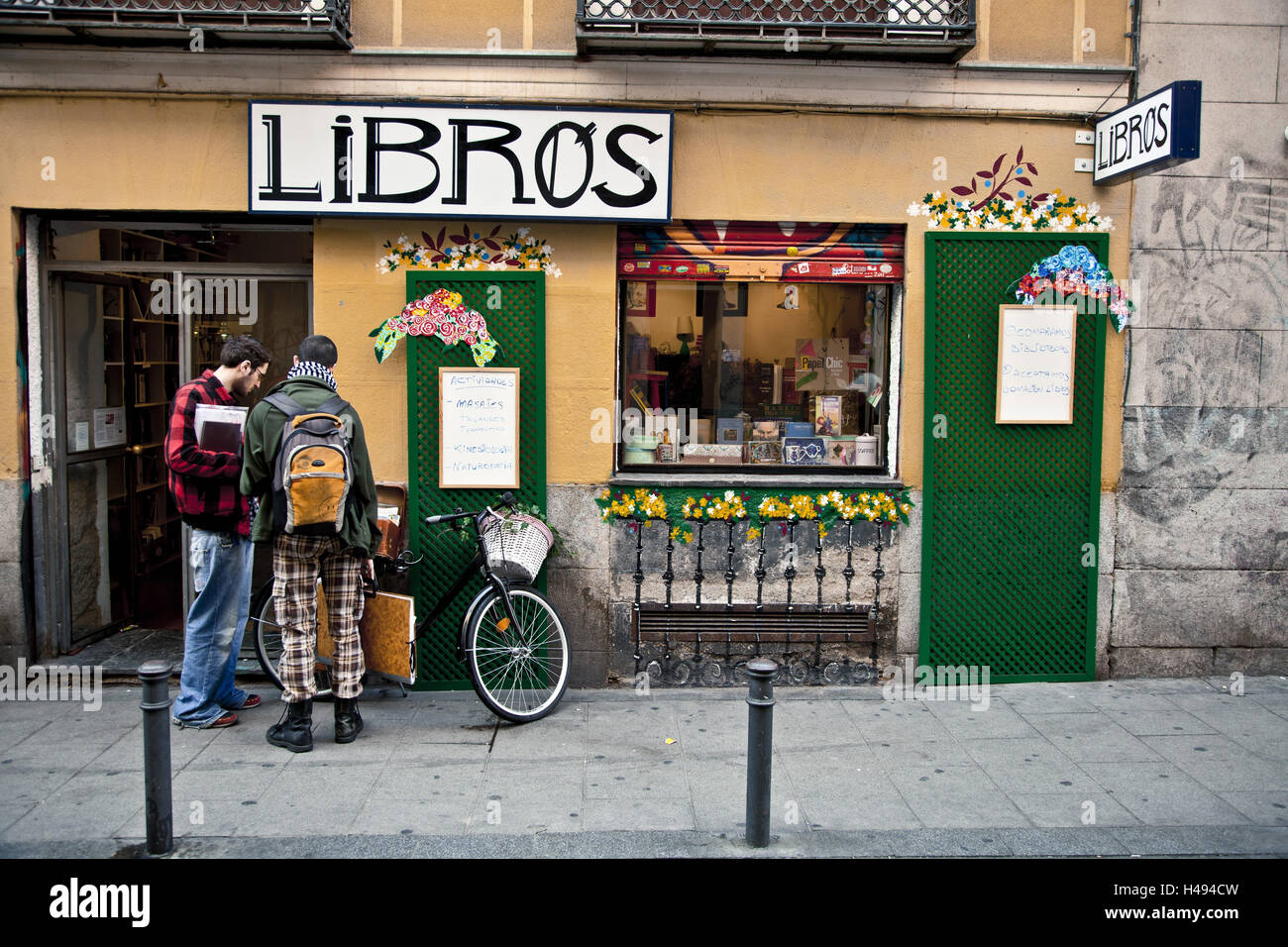 Bookstore in the Malasana area, city centre, Madrid, Spain Stock Photo ...