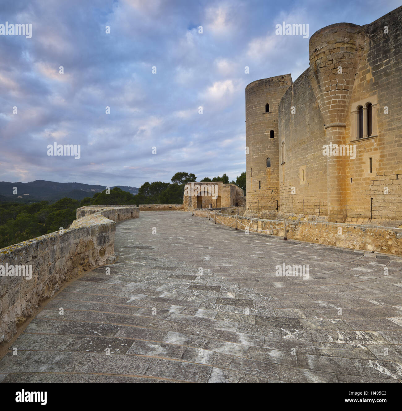 Palma de majorca castle hi-res stock photography and images - Alamy