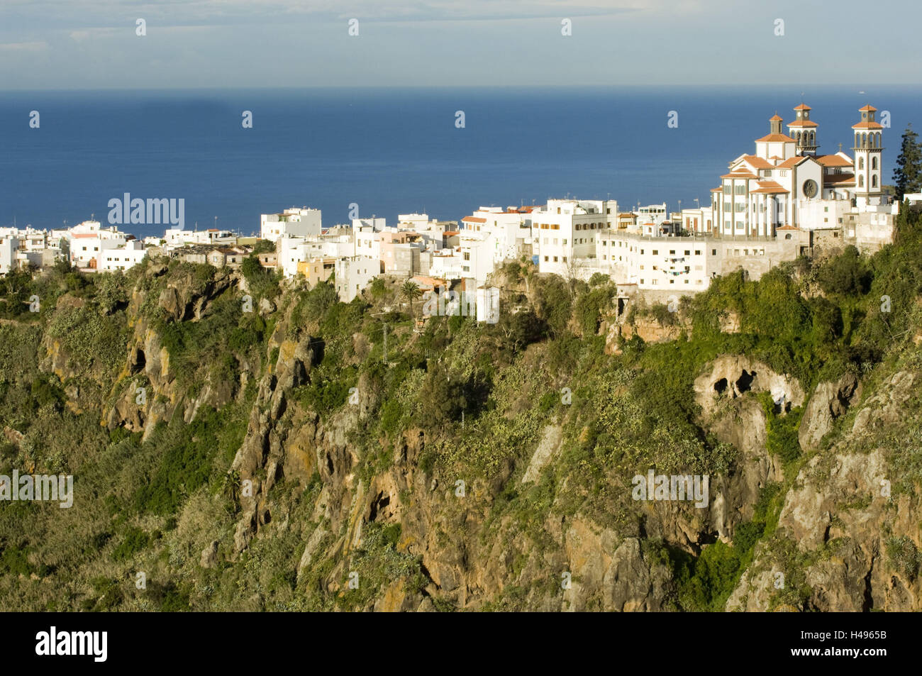 Spain, grain Canaria, Moya, view at the mountain village and the church ...