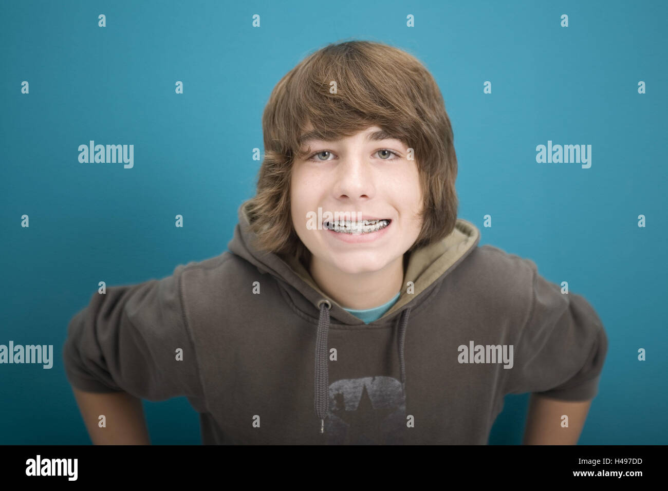 Teenager, boy, brace, facial play, portrait Stock Photo - Alamy Teenager, boy, brace, facial play, portrait Stock Photo - Alamy