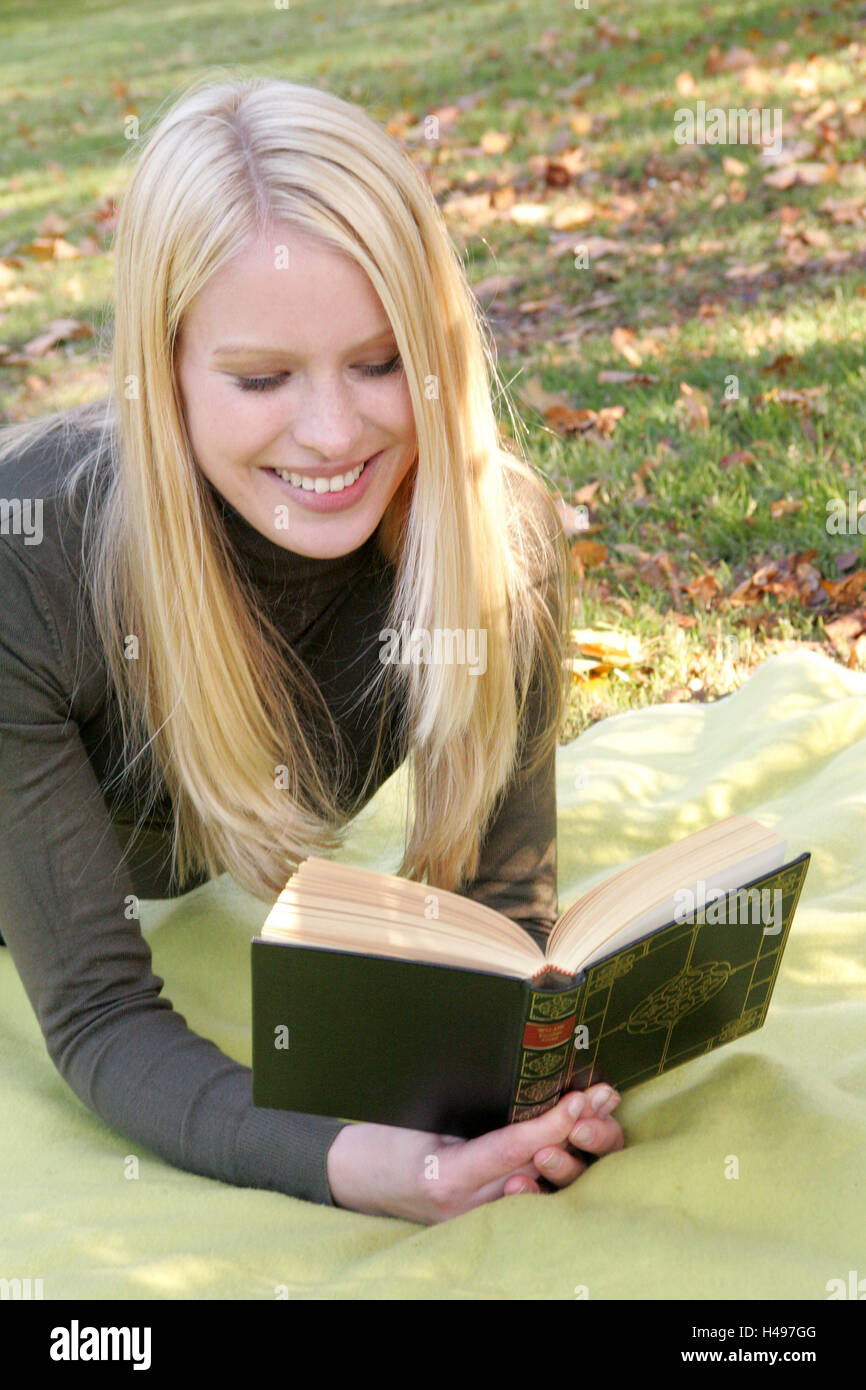 Book smile hi-res stock photography and images - Alamy