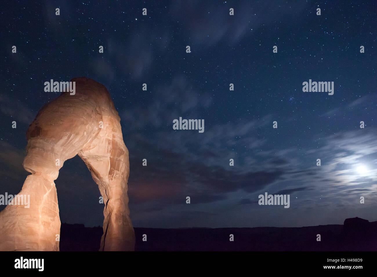 USA, Utah, Arches National Park, Delicate Arch, night photography ...