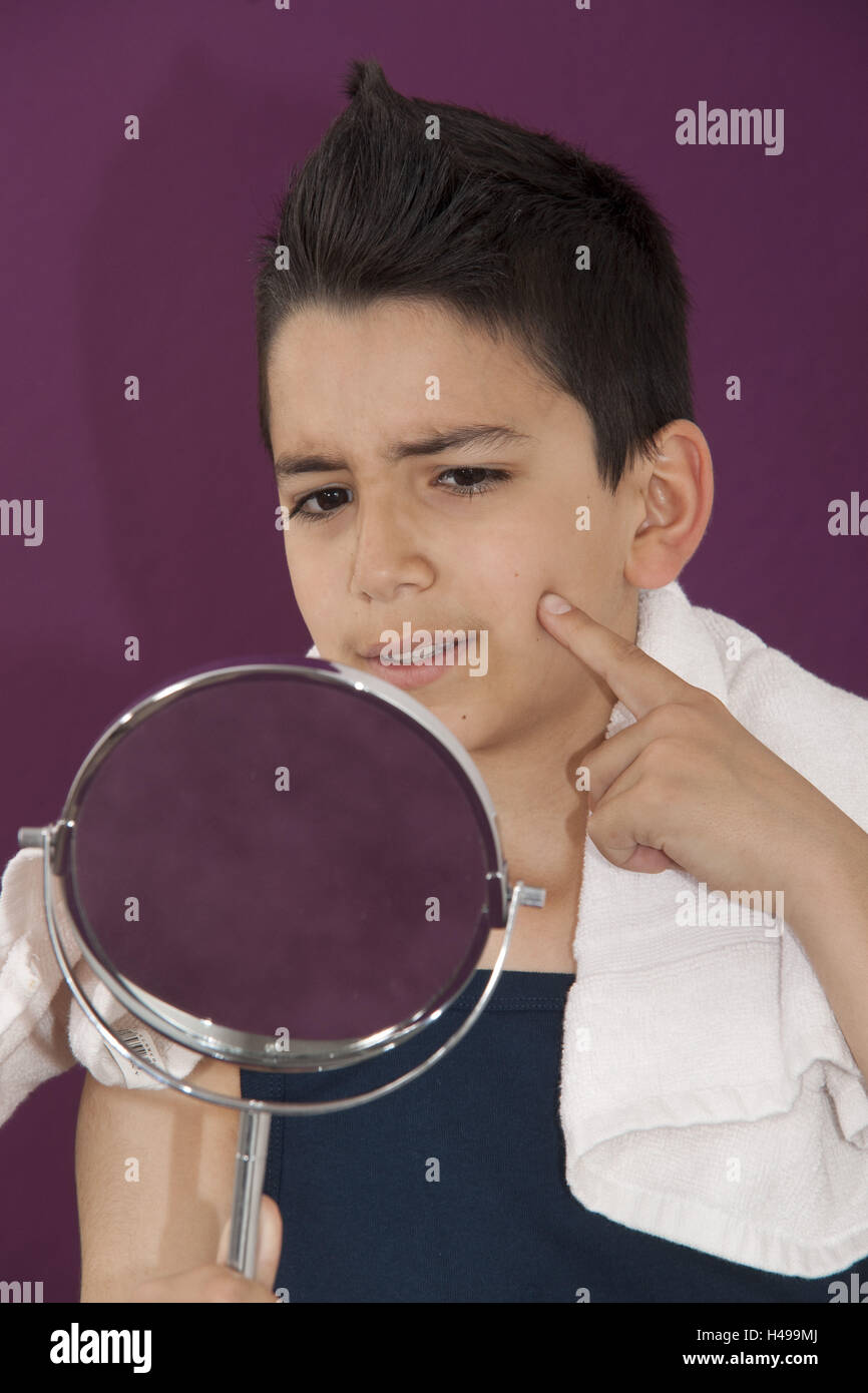 Teenagers boy, reflector, look look, portrait Stock Photo - Alamy