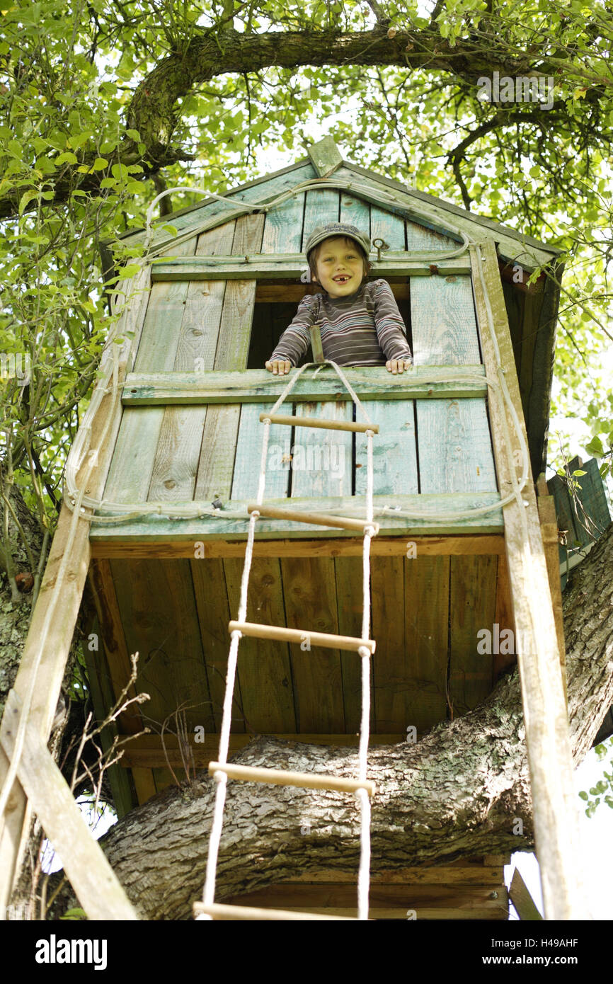 Forest, tree-house, boy, view, window, happy Stock Photo - Alamy