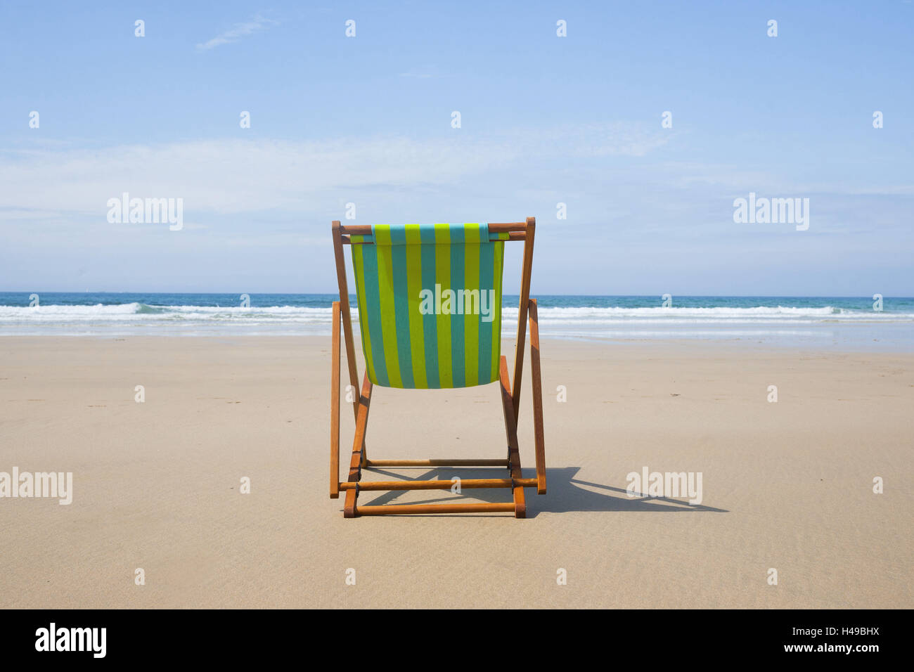 Sunbed hi-res stock photography and images - Alamy