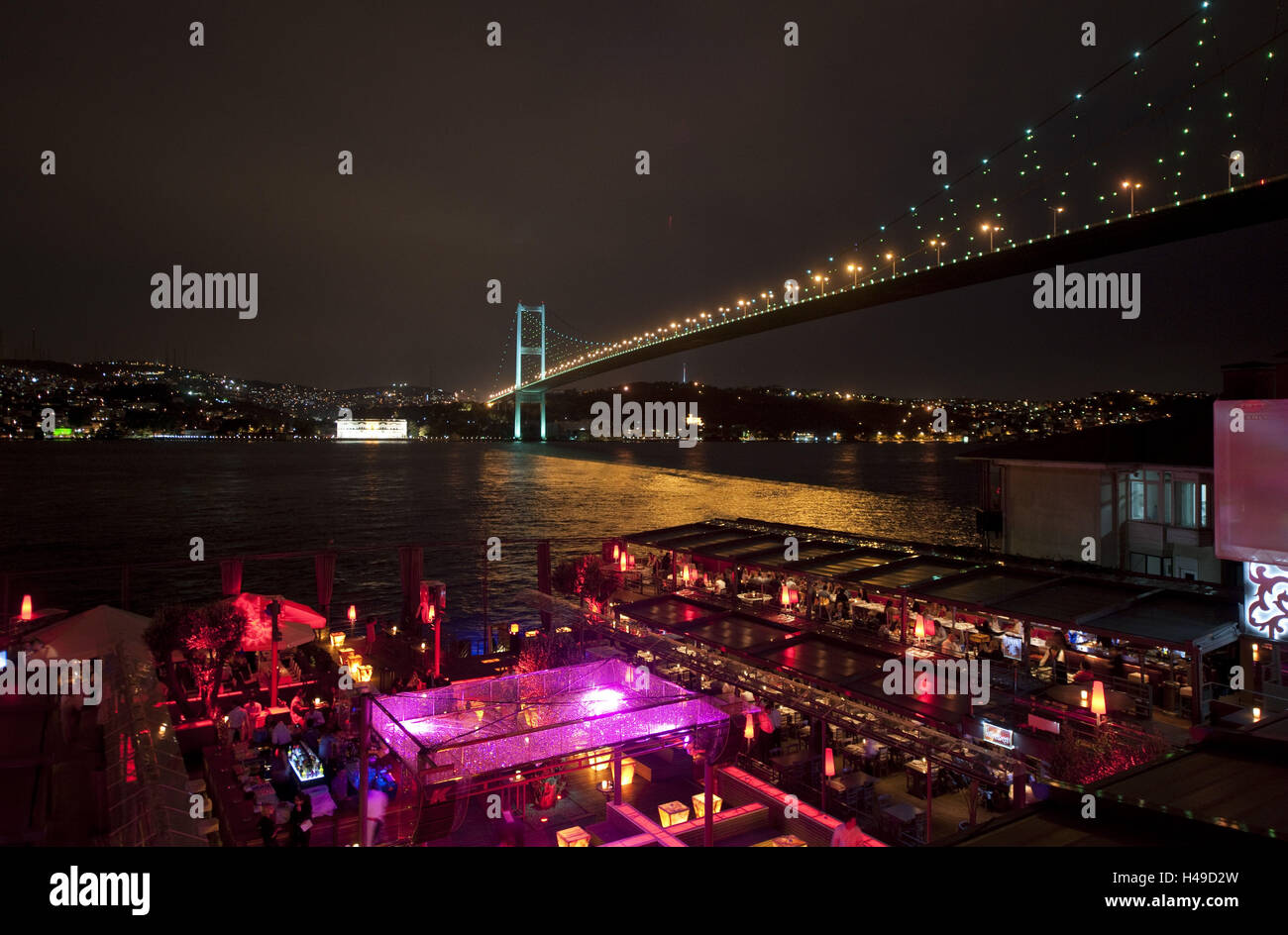 Reina Club Logo Contact Reina Restaurant