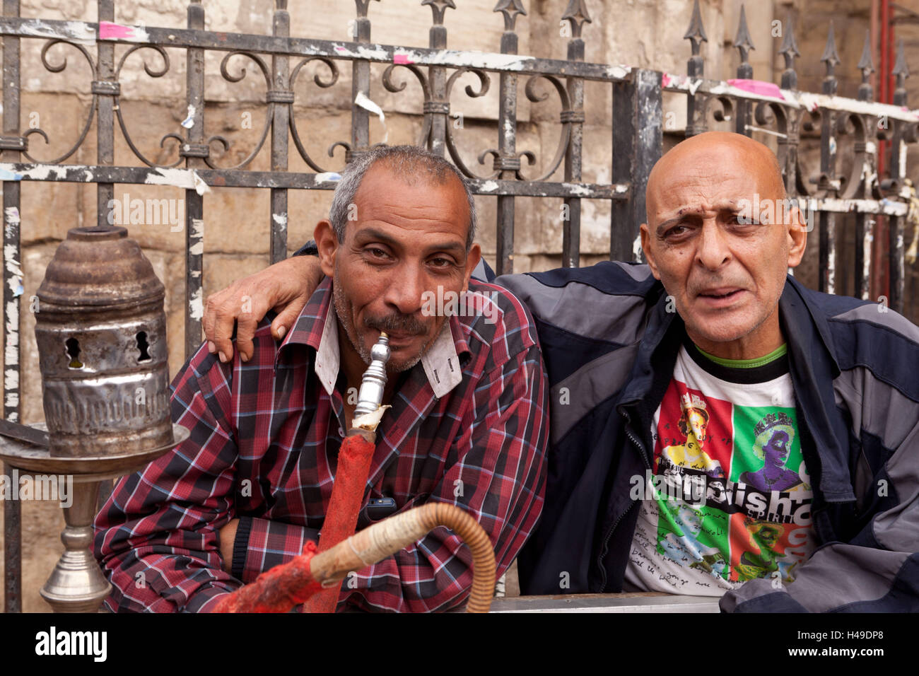 Egypt, Cairo, Islamic old town, hookah smoker Stock Photo - Alamy