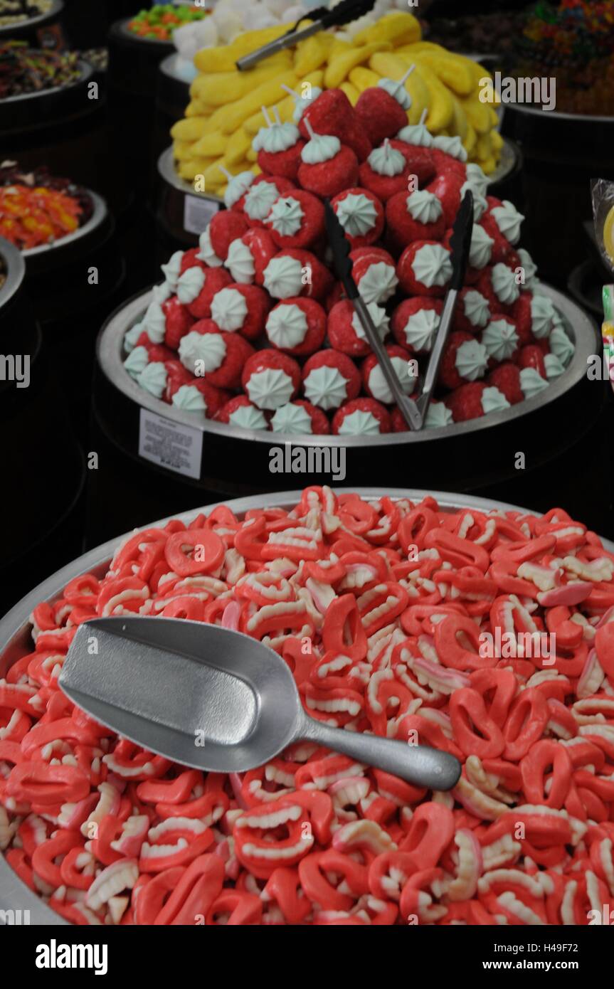Red sweets in croatia hi-res stock photography and images - Alamy
