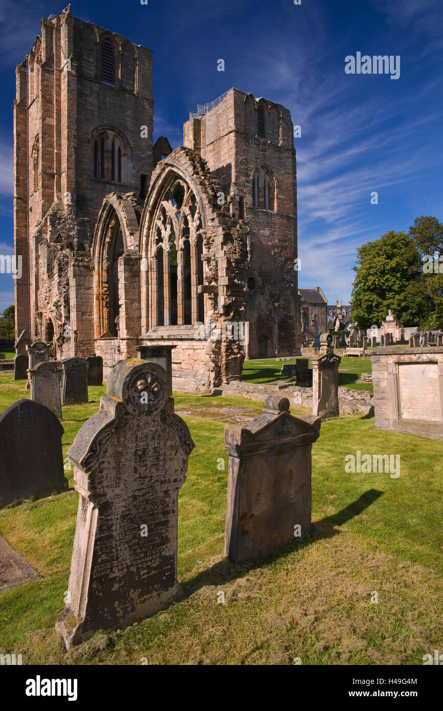 Scotland, Elgin, old cemetery Stock Photo - Alamy