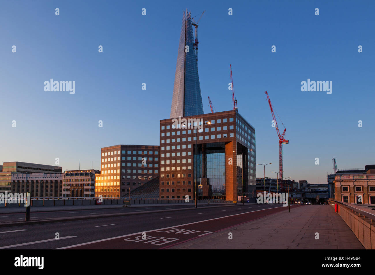 Great Britain, London, modern architecture Stock Photo - Alamy