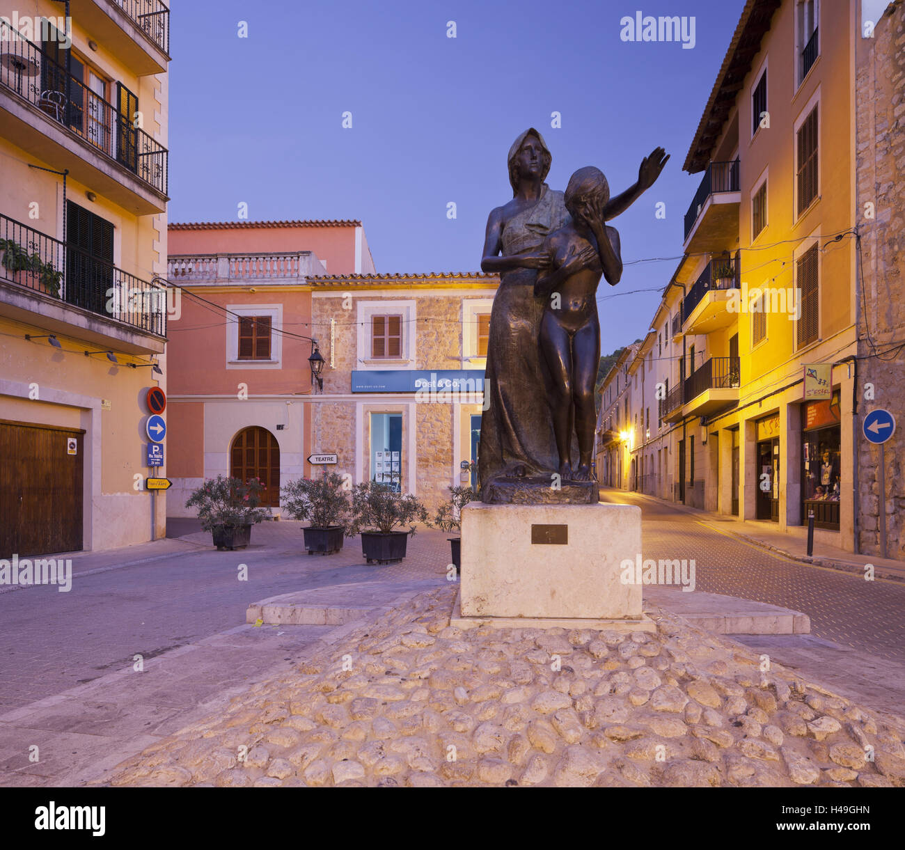 Local view of Alaró, statue, Majorca, Spain Stock Photo - Alamy