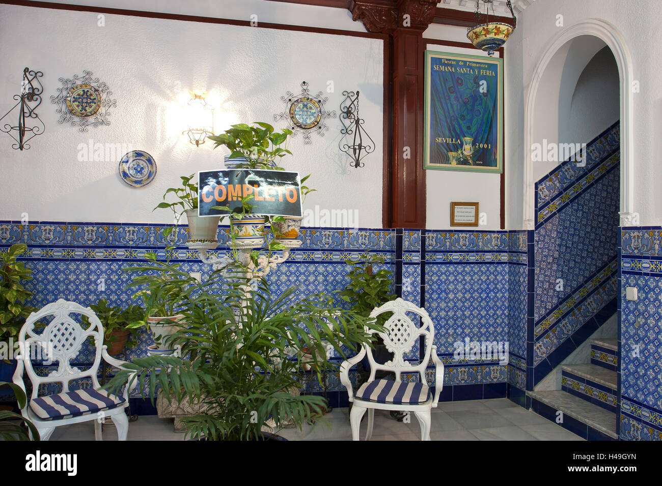 Entrance lounge hi-res stock photography and images - Alamy