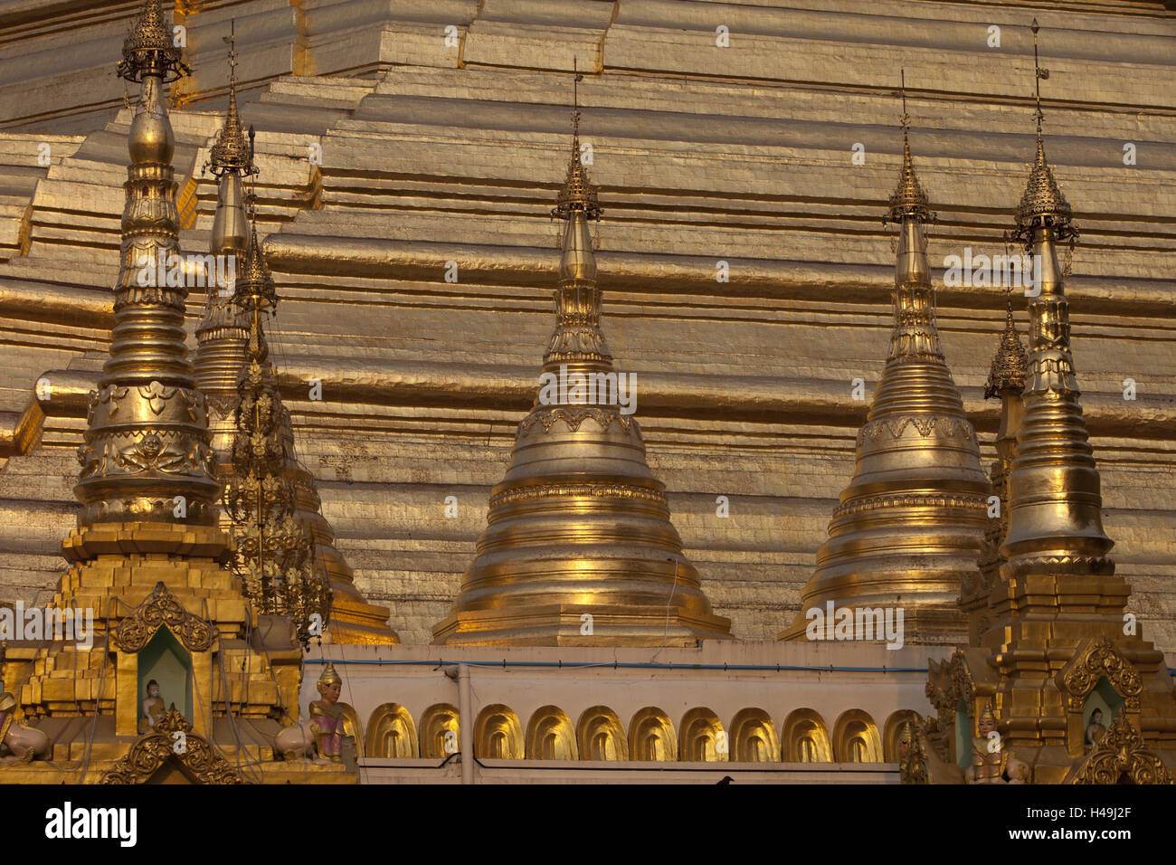 Myanmar, Rangoon, Shwedagon pagoda, also Shwedagon-Paya, Stupa ...